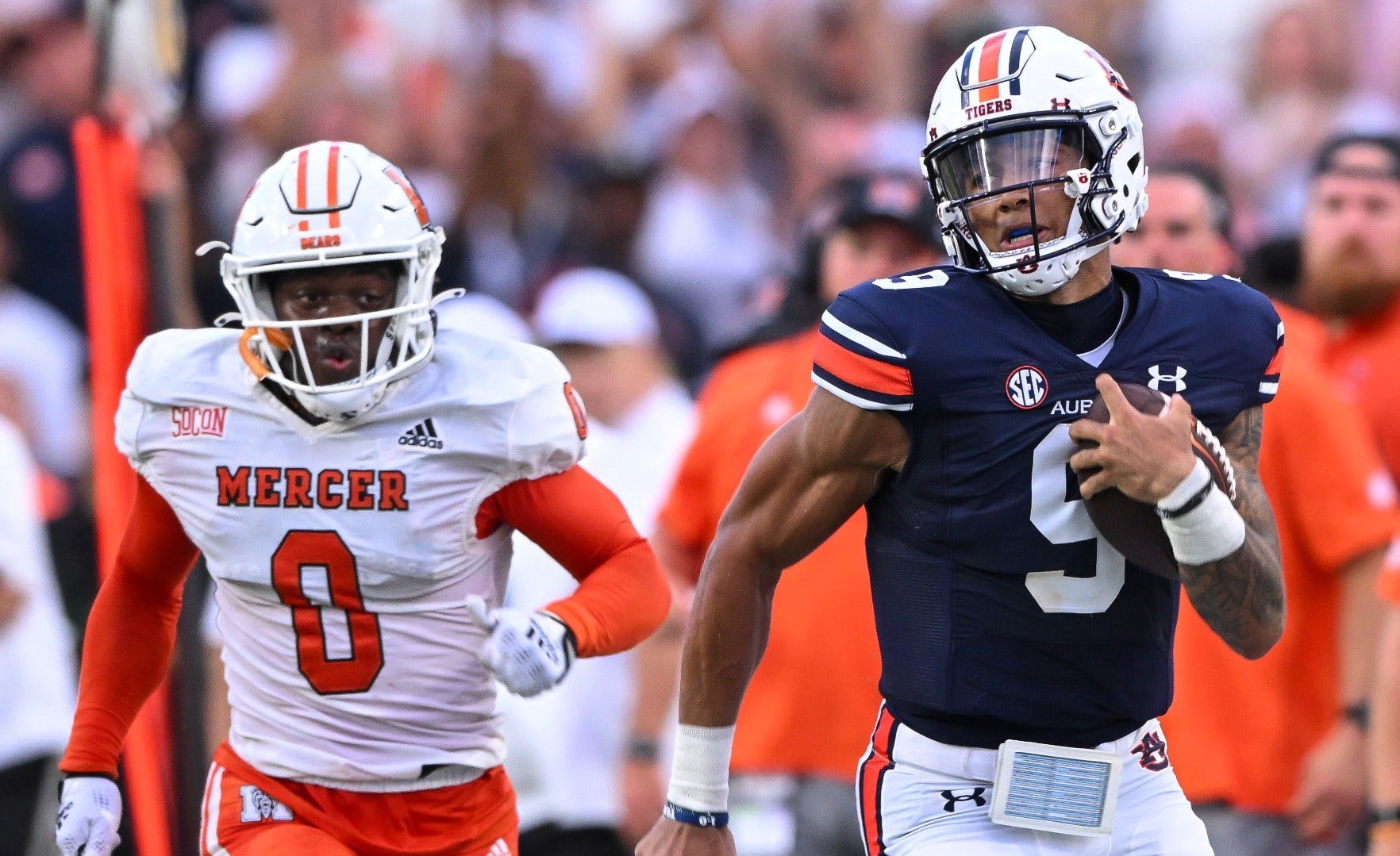 Gunslinger Buzz 🏈 Robby Ashford heads to South Carolina