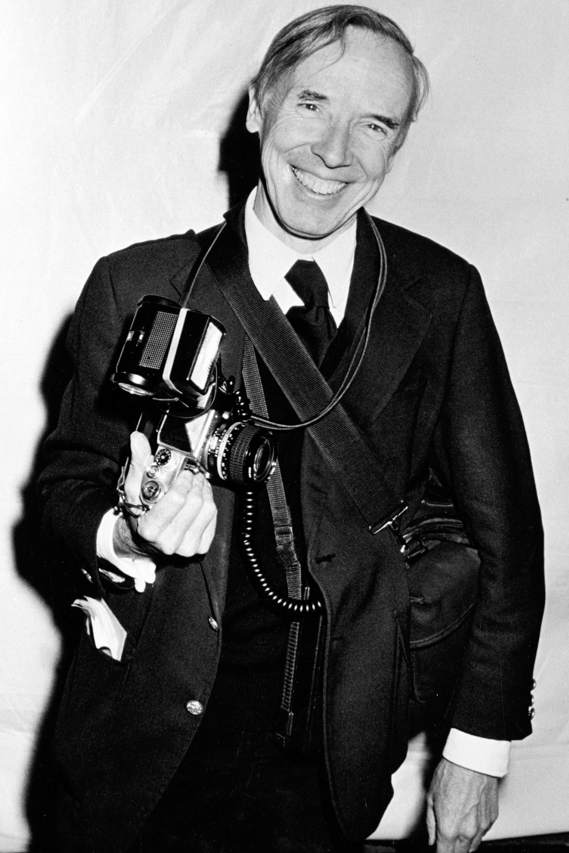 #3472 | The shooters, the streets, the fashion.