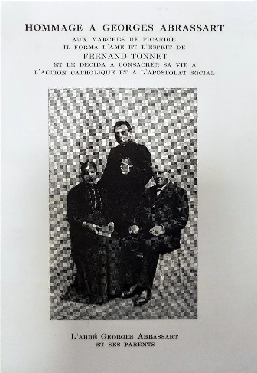 Georges Abrassart, a Belgian Sillonist priest - Home