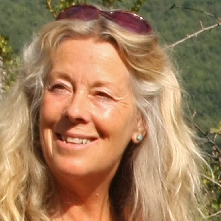 Roselle Angwin | Substack