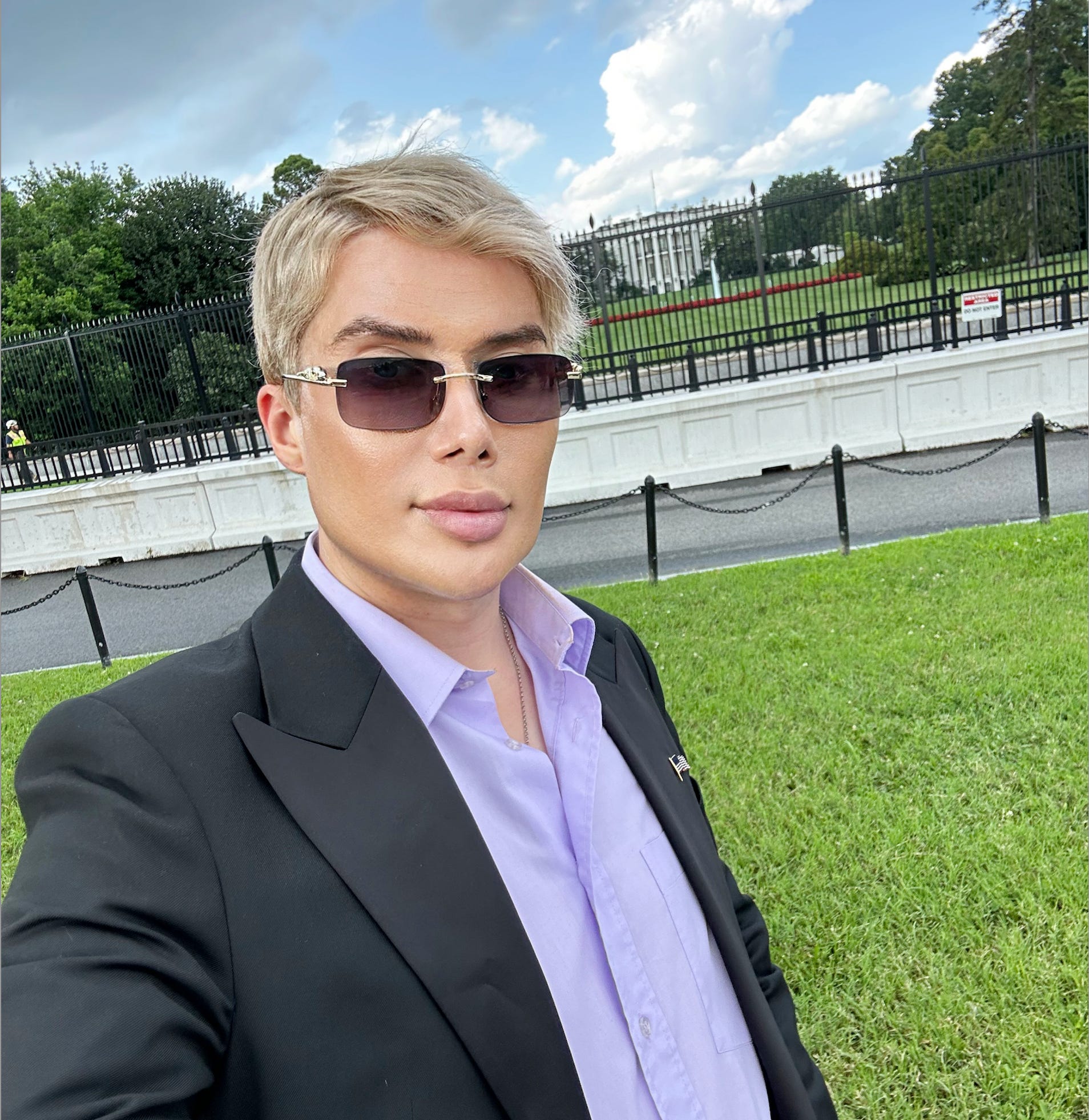 Oli London - by Laura Dodsworth - The Free Mind