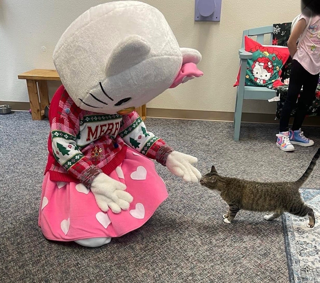 Hello Kitty Christmas Market - The Cozy Catfe Chronicles