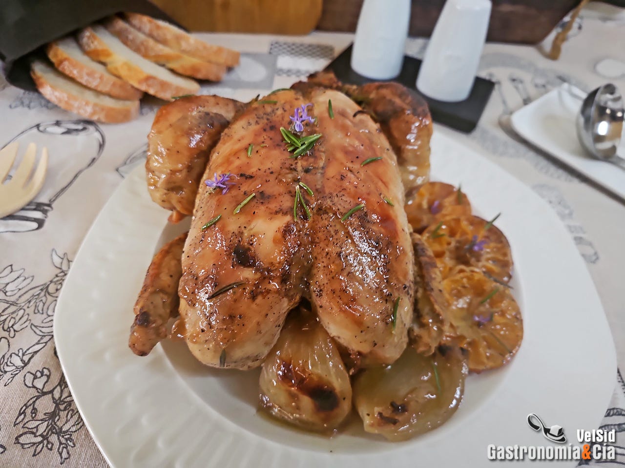 Receta de pollo asado al horno con mandarinas súper jugoso