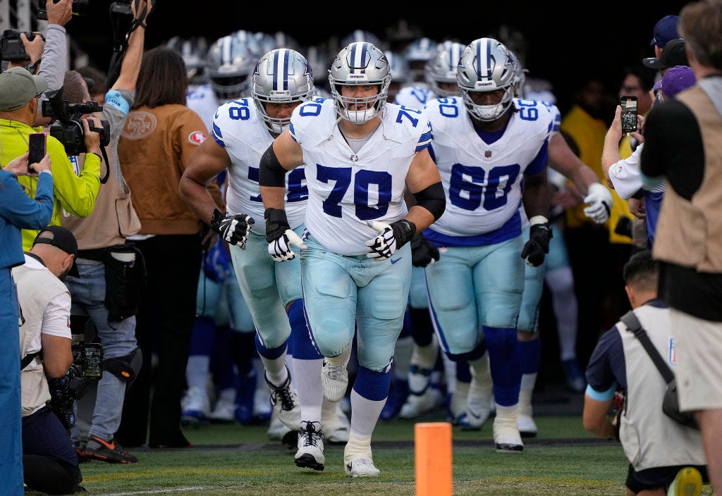 The Zack Martin Tape Study - Week 4, 2016 - by Bob Sturm