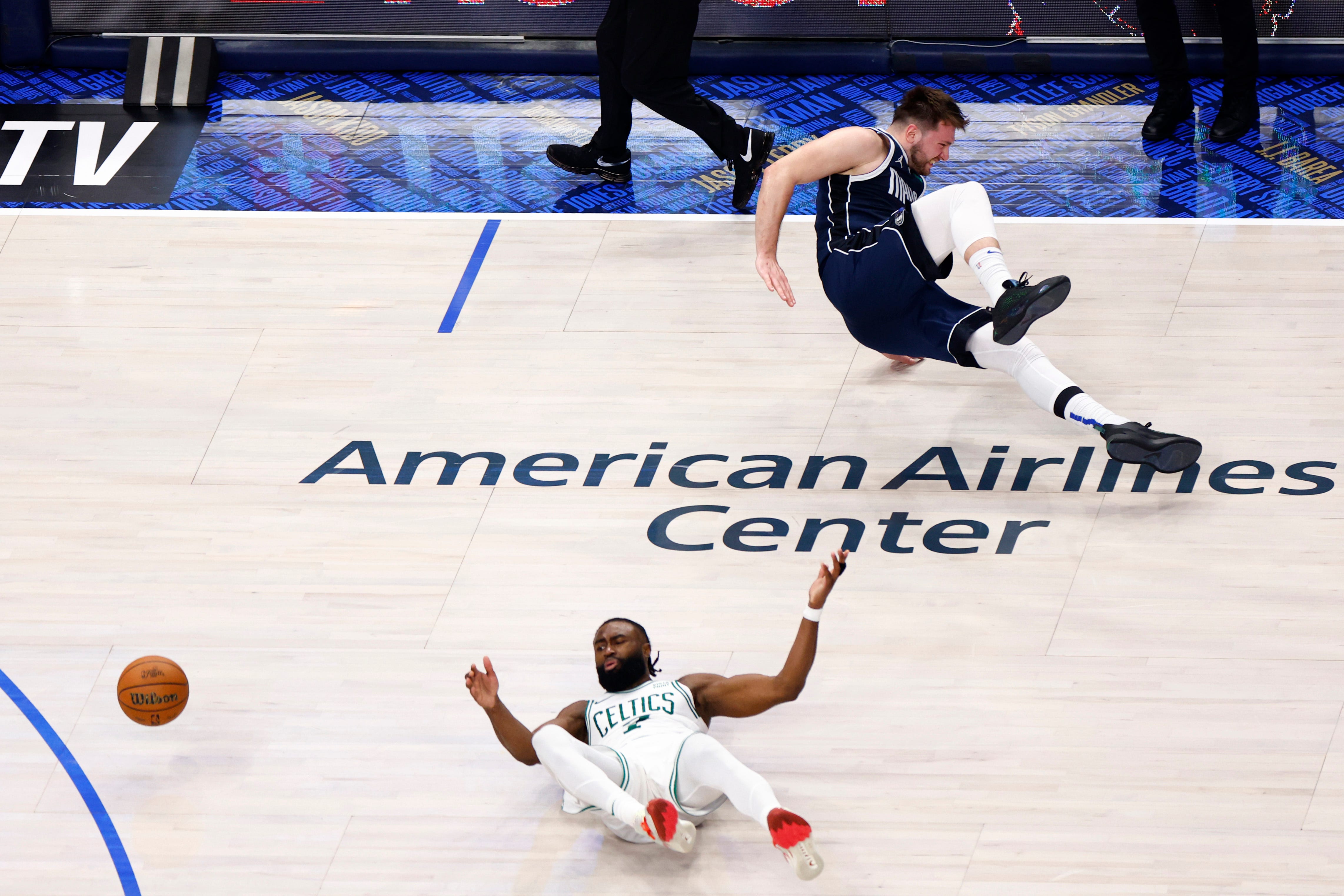 NBA basketball hurts - by Henry Abbott - TrueHoop