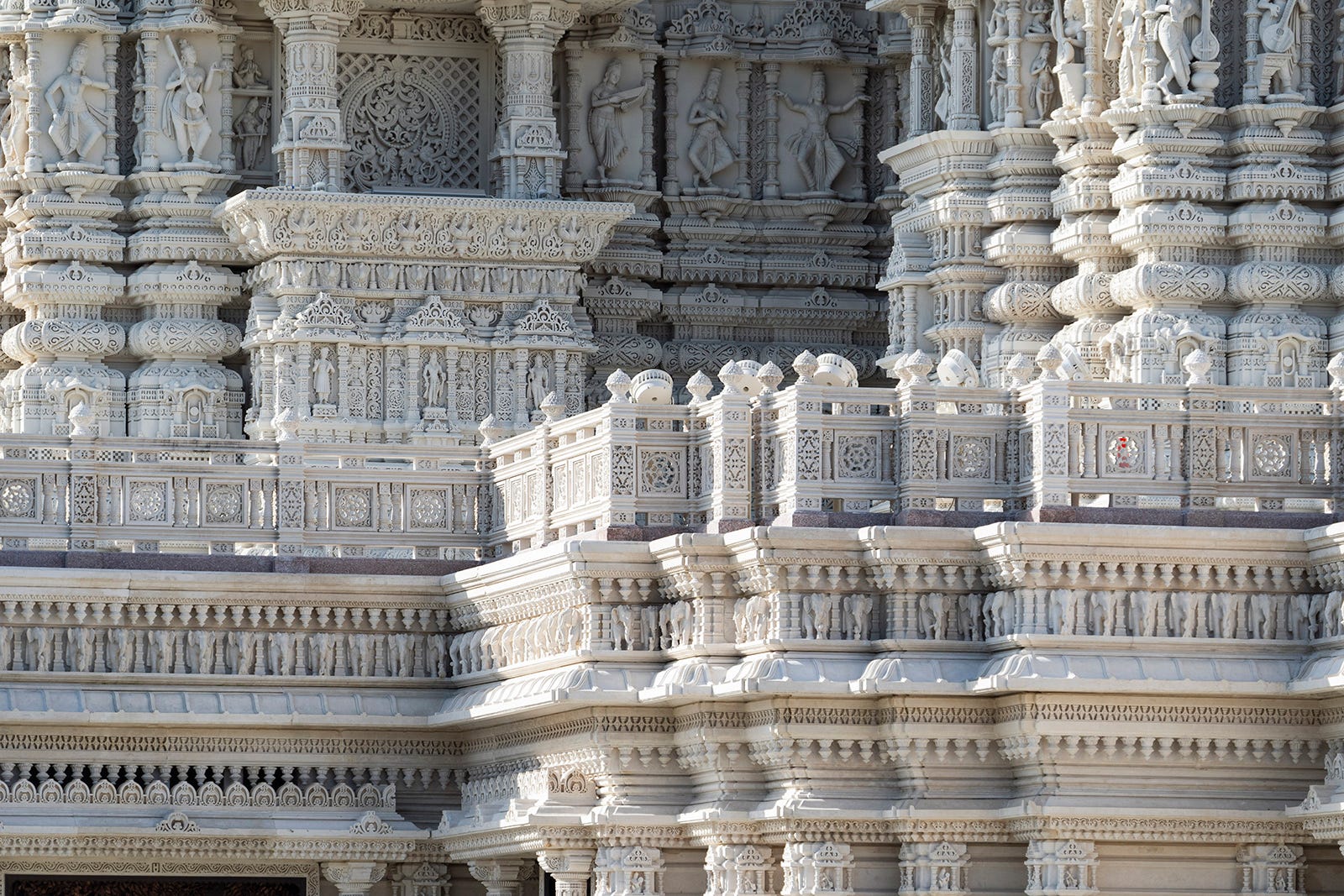 The Biggest Hindu Temple Outside Asia Is in New Jersey