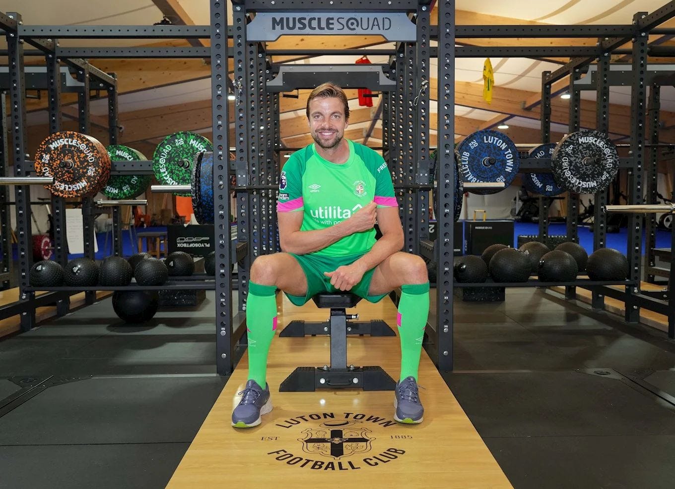 Luton sign ex-Newcastle keeper Tim Krul