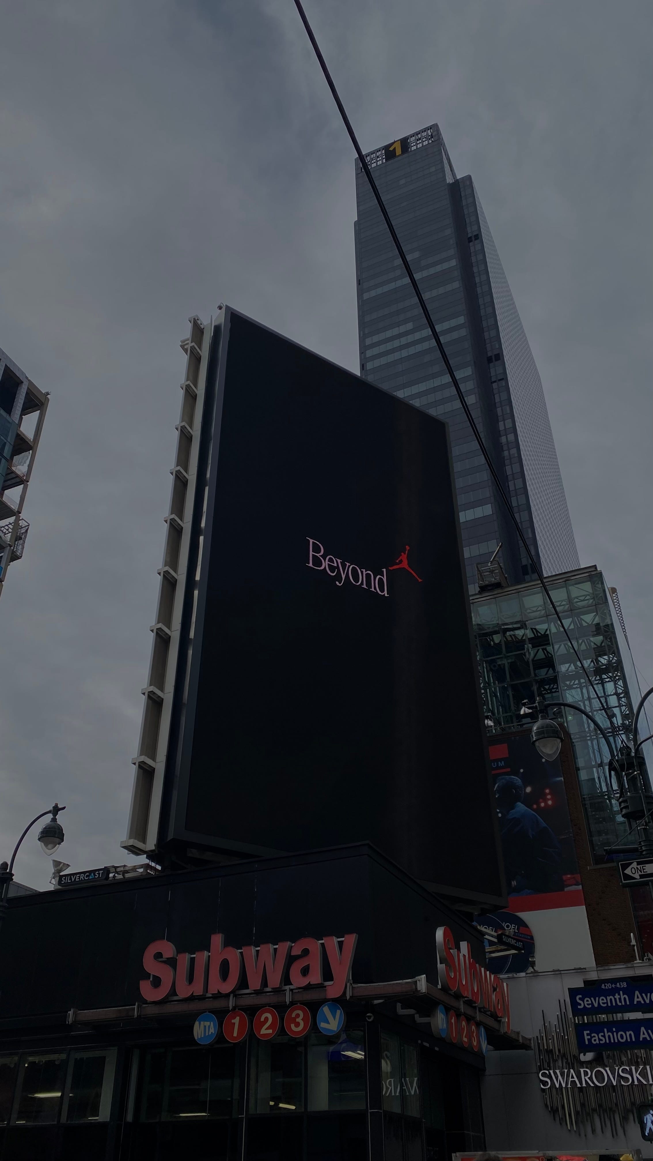 New York City #shotoniphone - by Aldo Decaniz