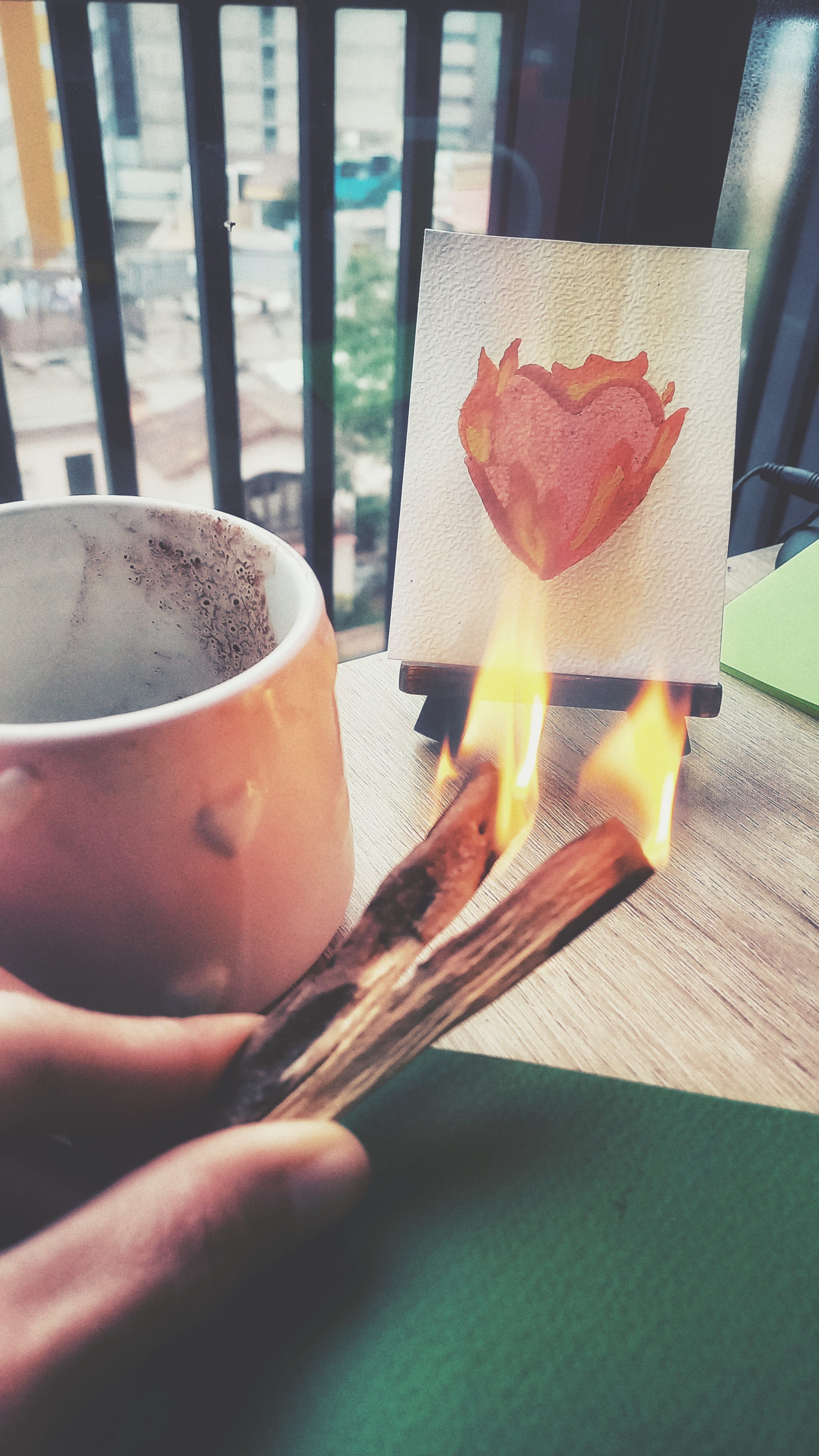 Carta #9: Atte. Una mujer invencible - by Alexandra Lozano