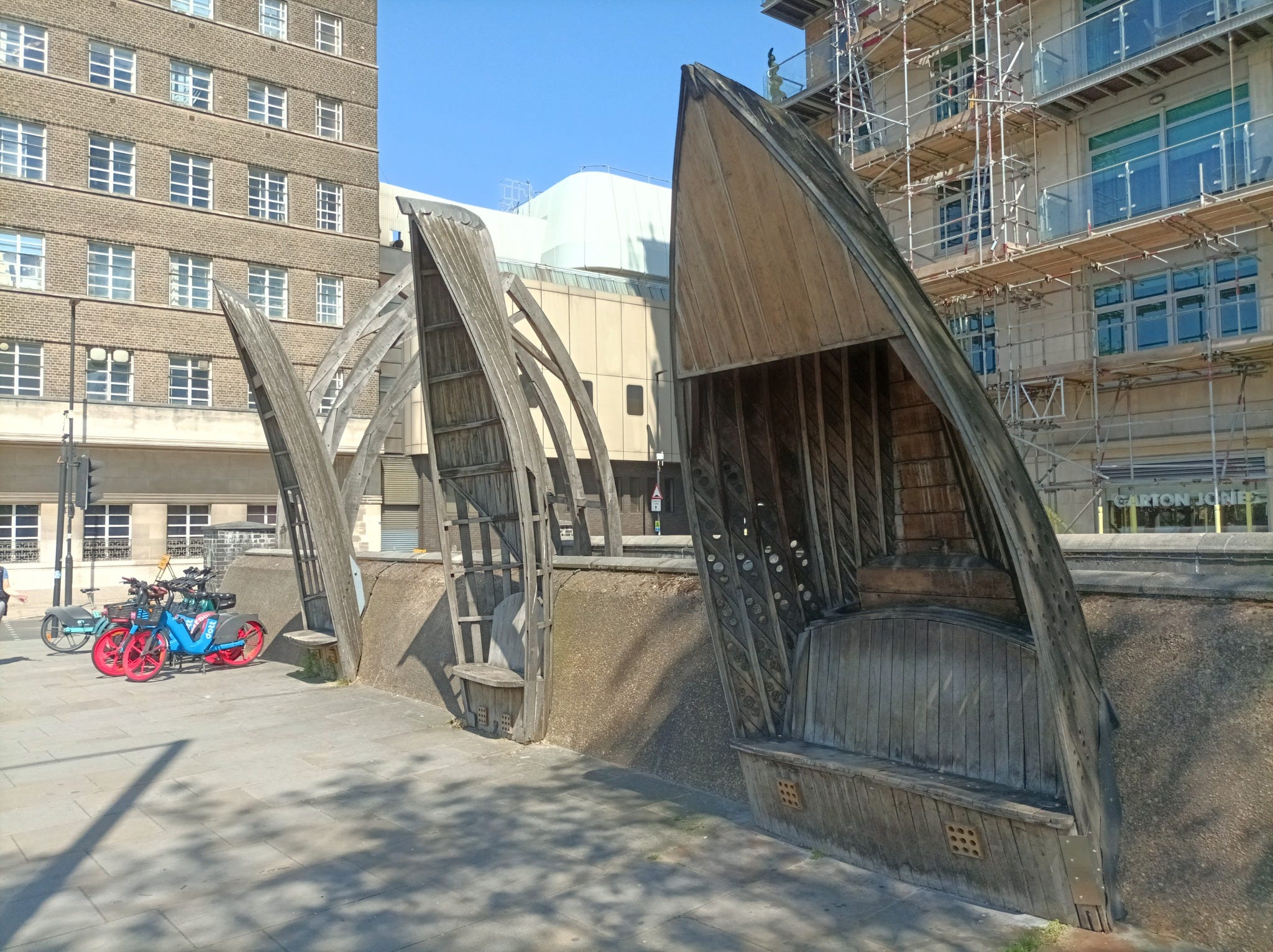 Five... historic London benches - by Lydia Manch