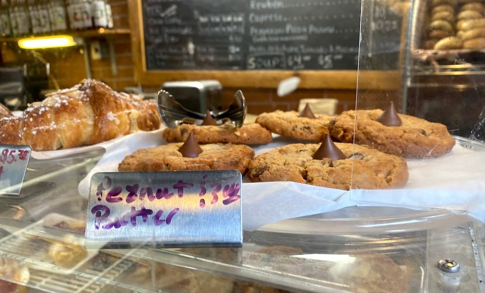 Can I find a good Mercer Island bagel at... Shawn's Cafe and Bakery