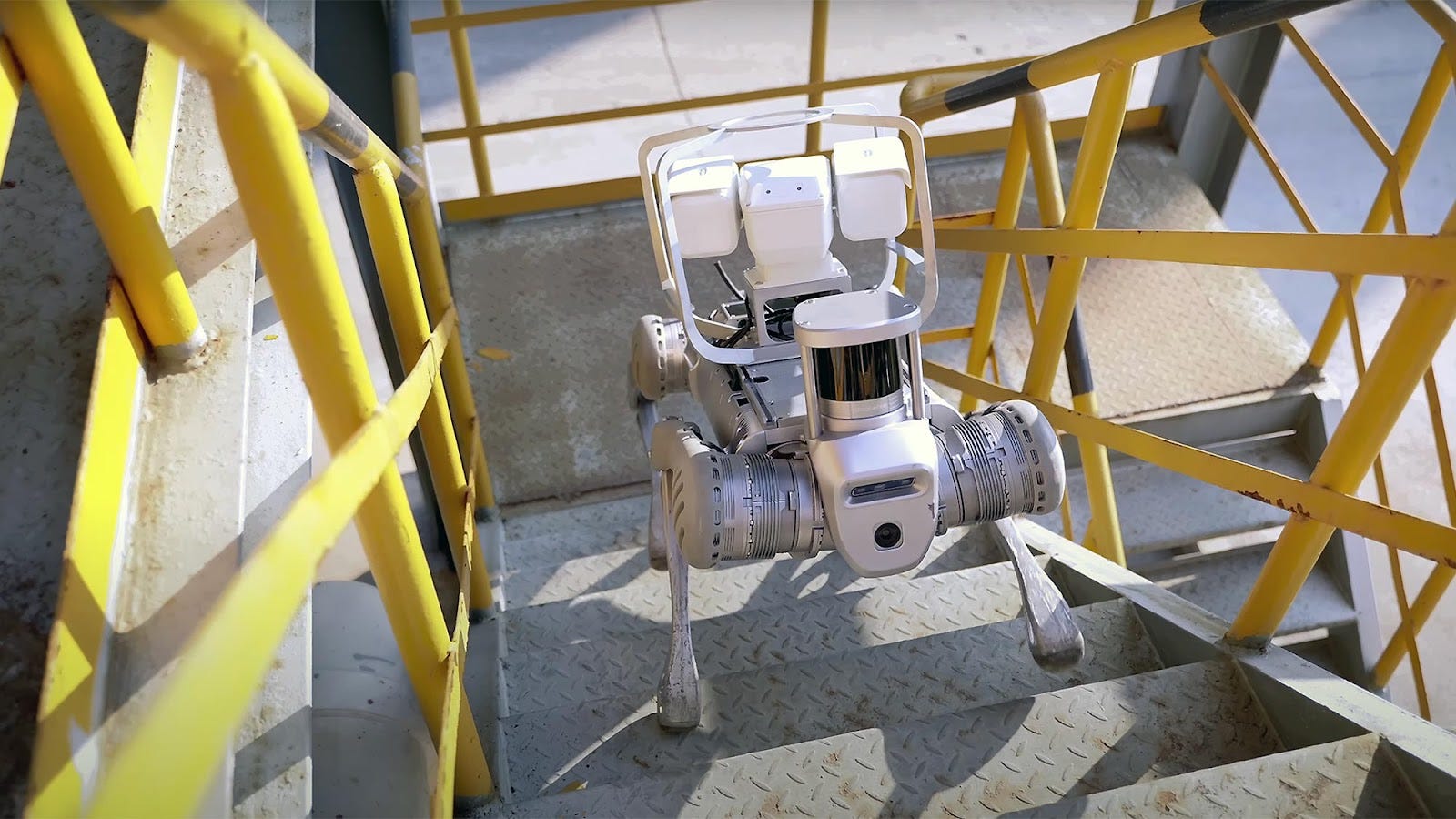 Unitree: Humanoid Hype vs. Robotic Reality