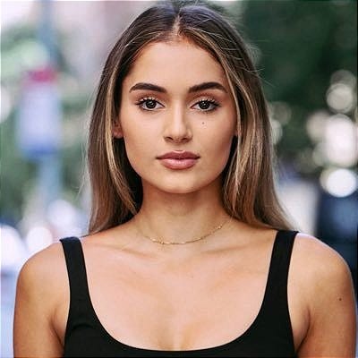 Sophia Kianni | Substack