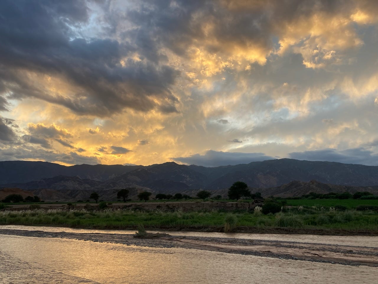 Buffett's Tailwind - by Bill Bonner and Joel Bowman