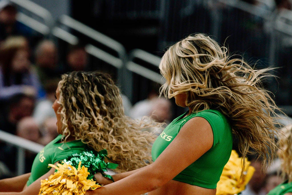 Photo Gallery: Oregon Ducks slam South Carolina