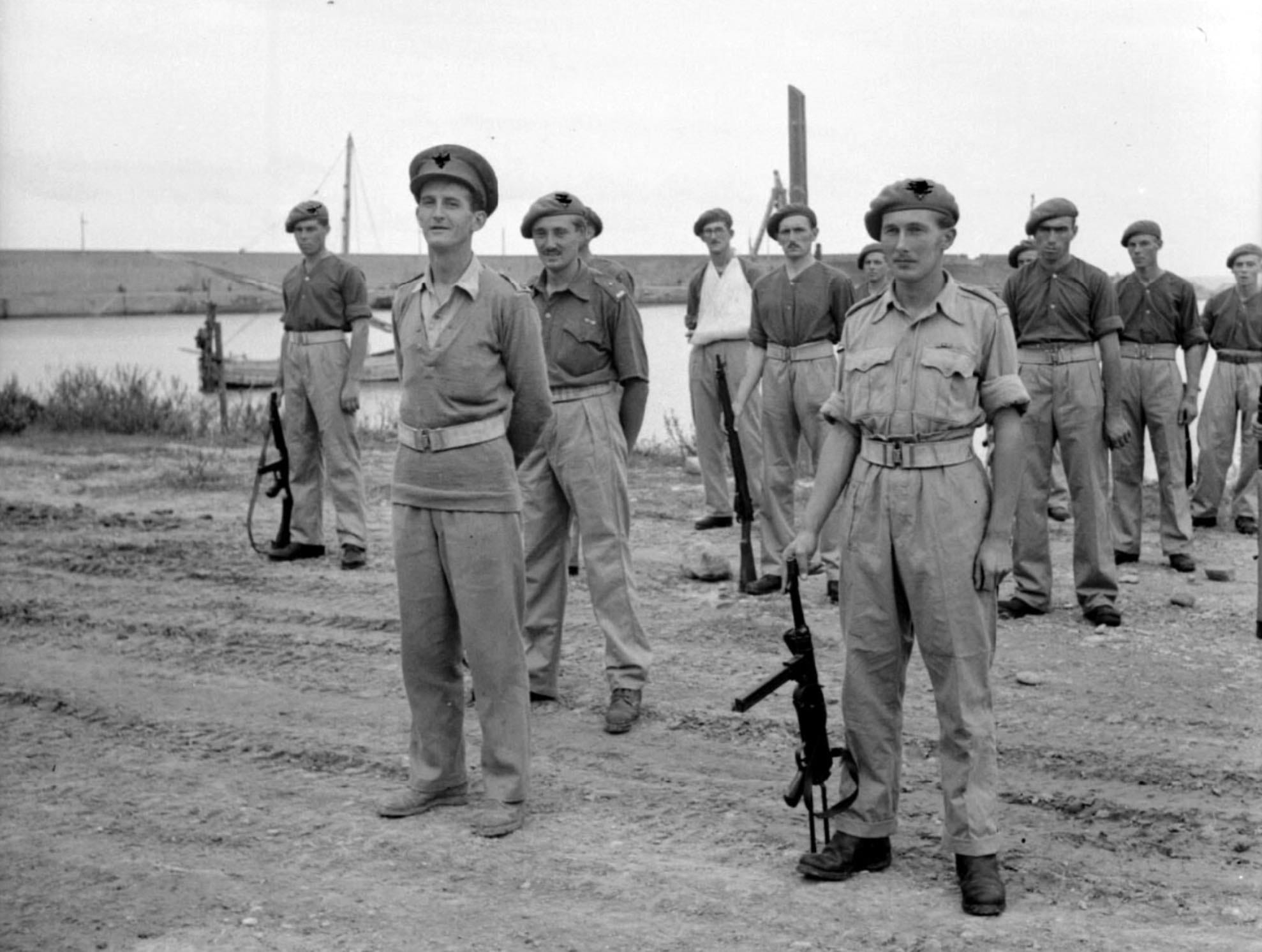 SAS & Commandos leapfrog ahead - by Martin Cherrett