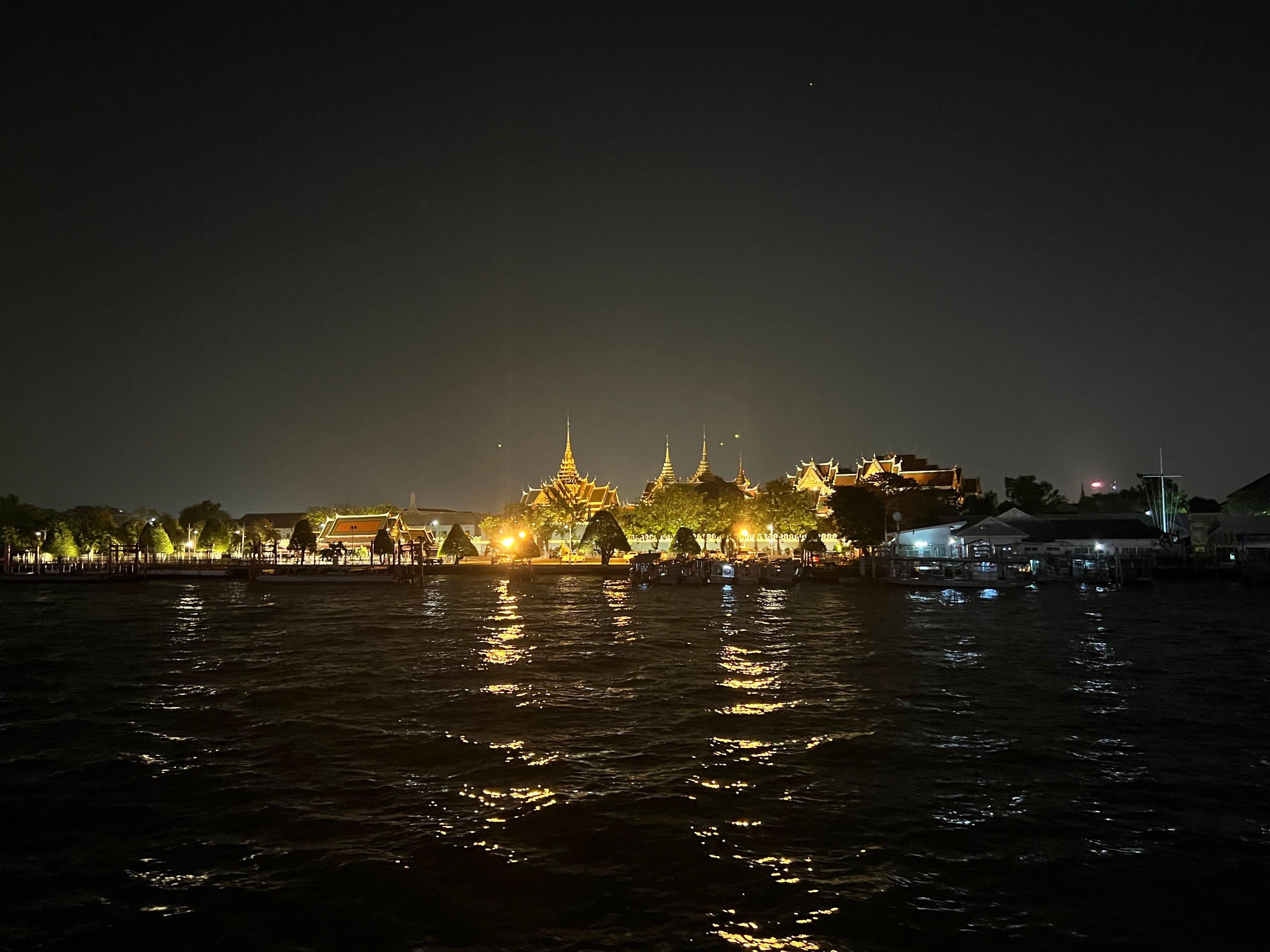 A Prayer in Bangkok - by Anthony Tao - Poetry from Beijing