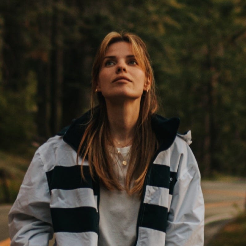 Flóra Farkas | Substack