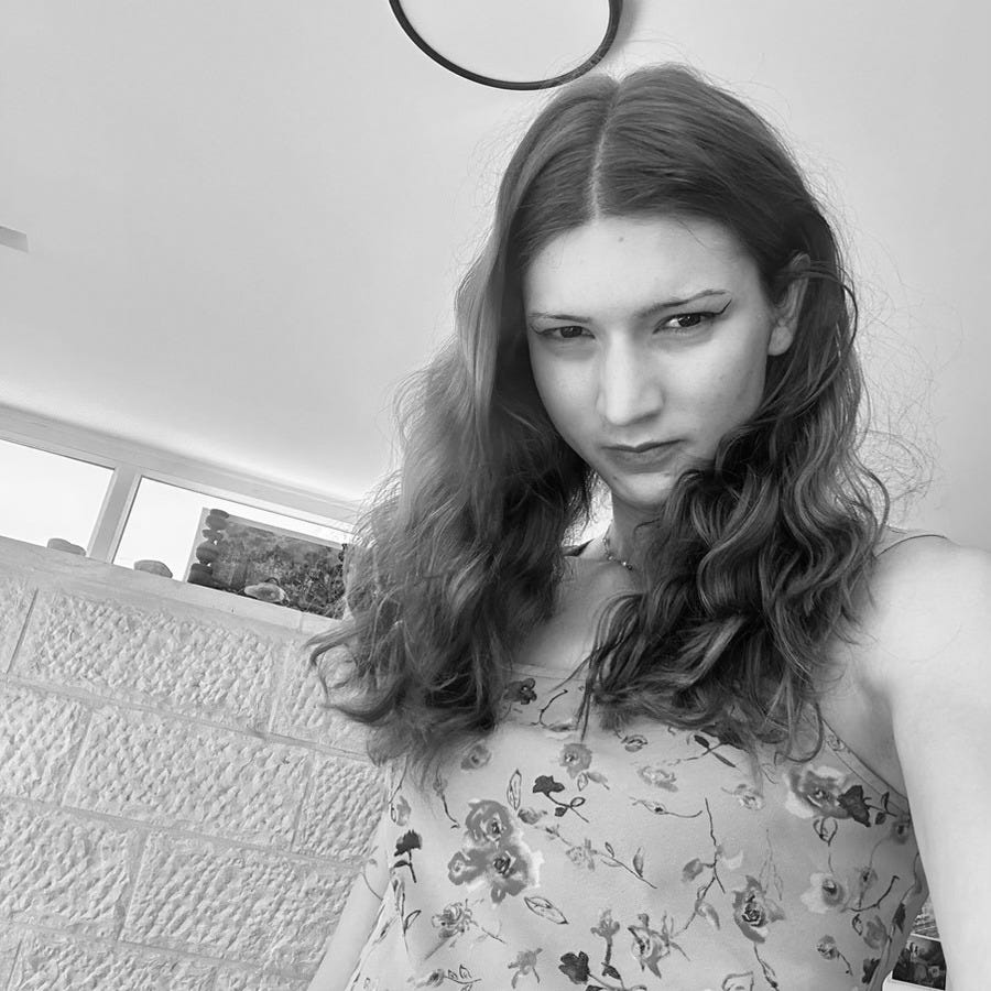 Theia Chatelle | Substack