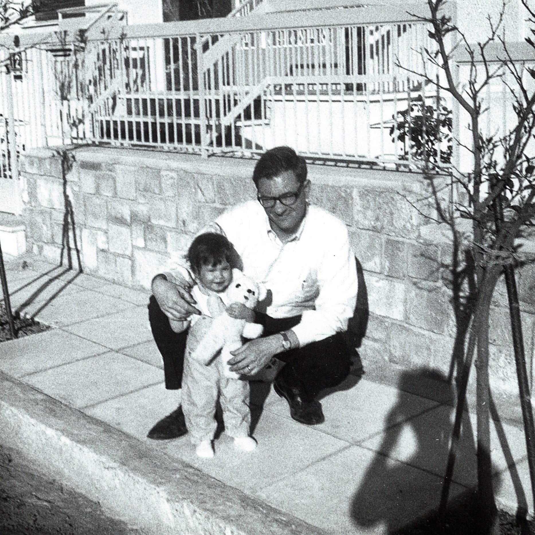 The Power of Made-Up Scenes in Memoir - by Leslie Absher