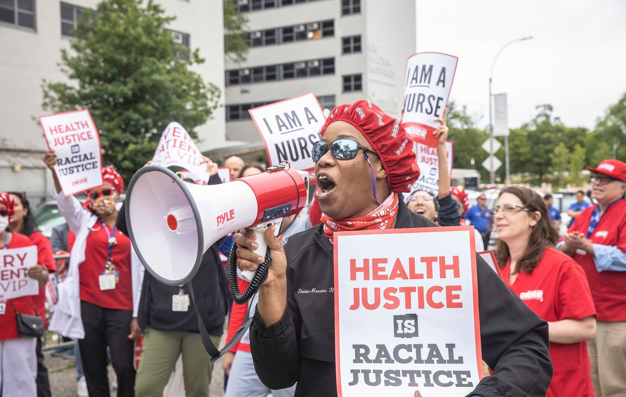 A Public Hospital Nurse Explains Our Miserable Health Care System