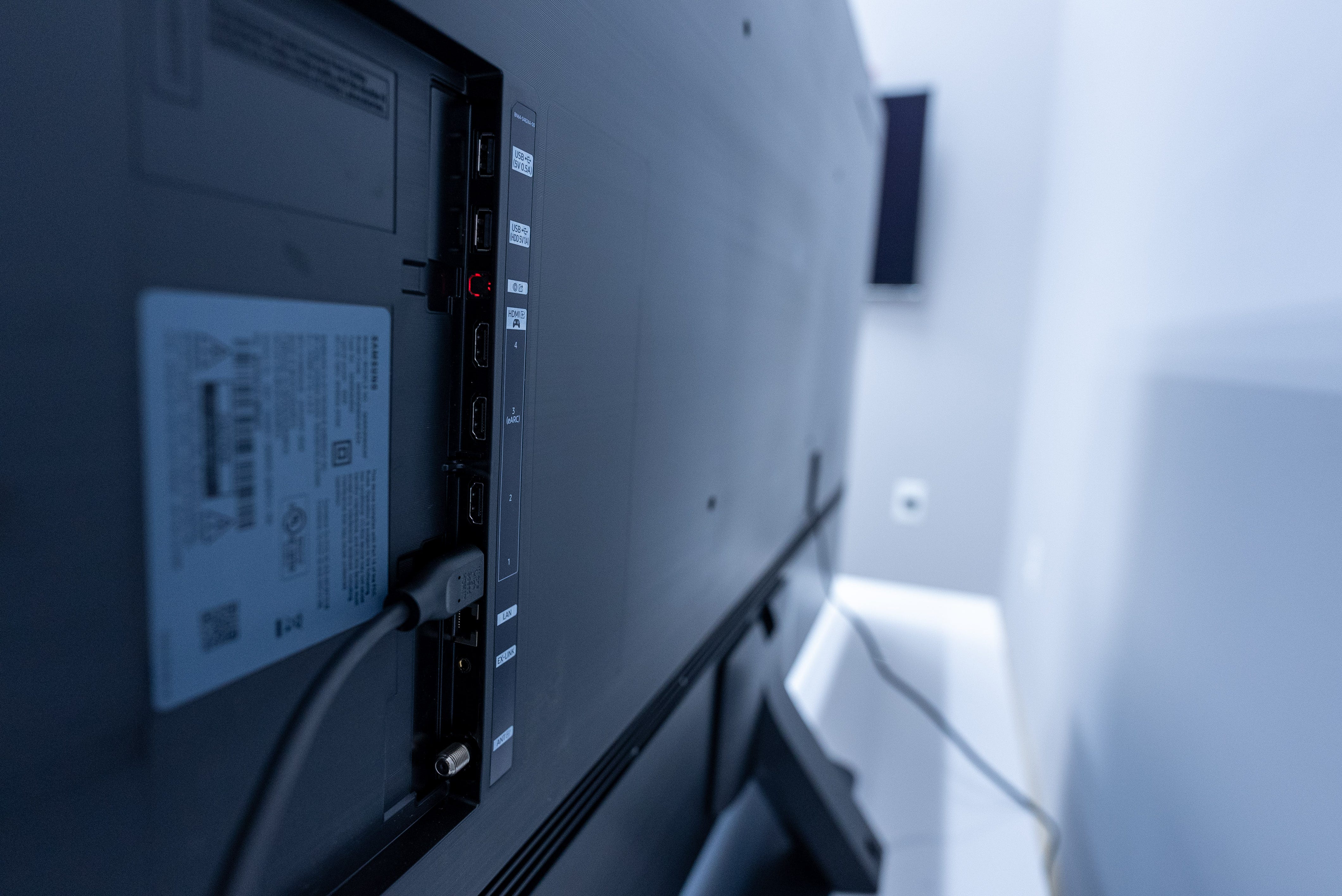 Samsung QN90D Neo QLED review: magical for HDR movies and games