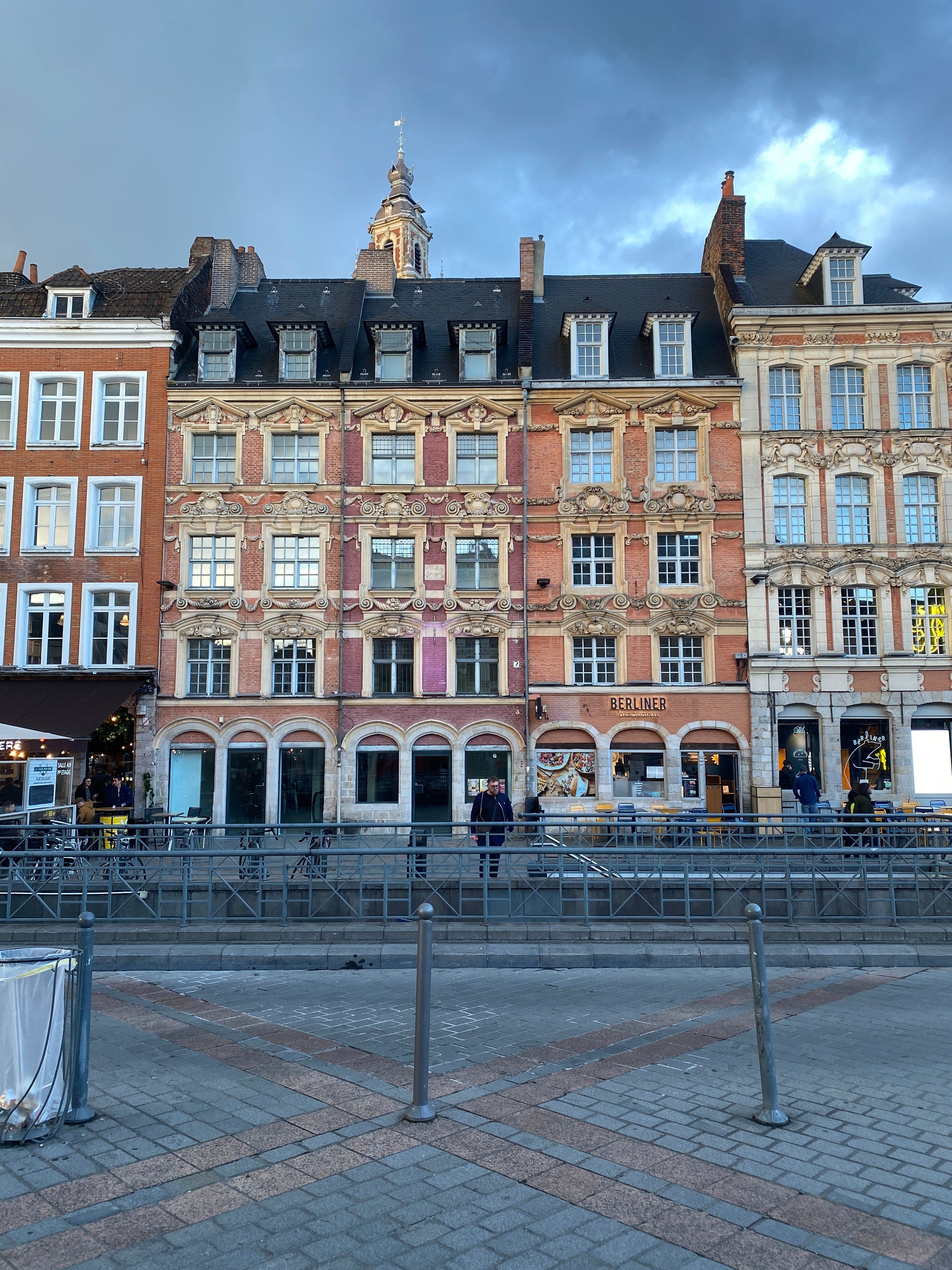 Trip to Lile - by Manu Montoya - La Culebra