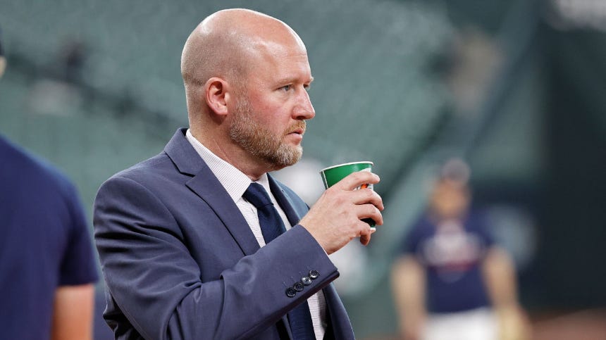 Former Astros General Manager The Latest To Withdraw From Consideration