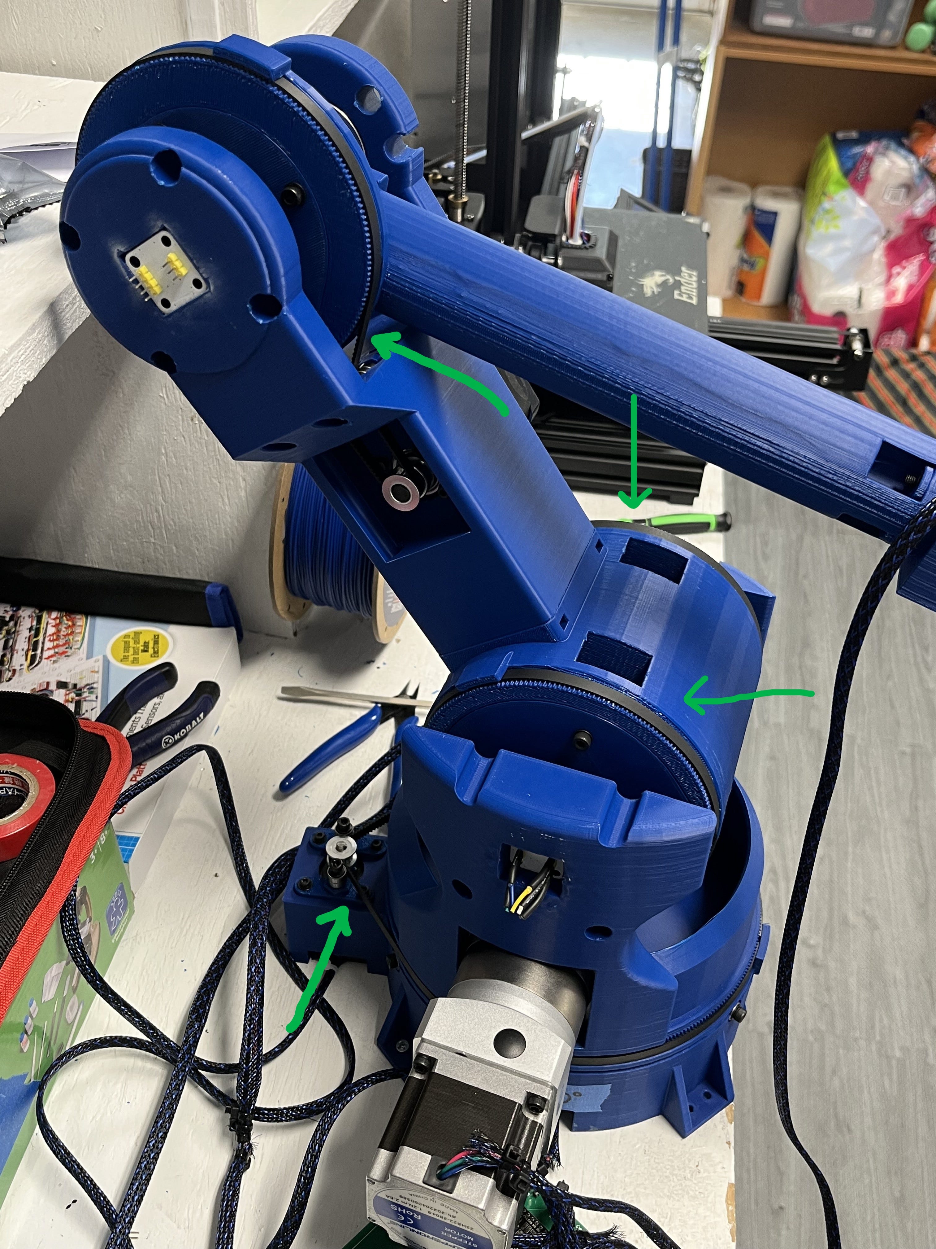 Build a 5-Axis, Industrial Grade Robotic Arm That Learns (How To)