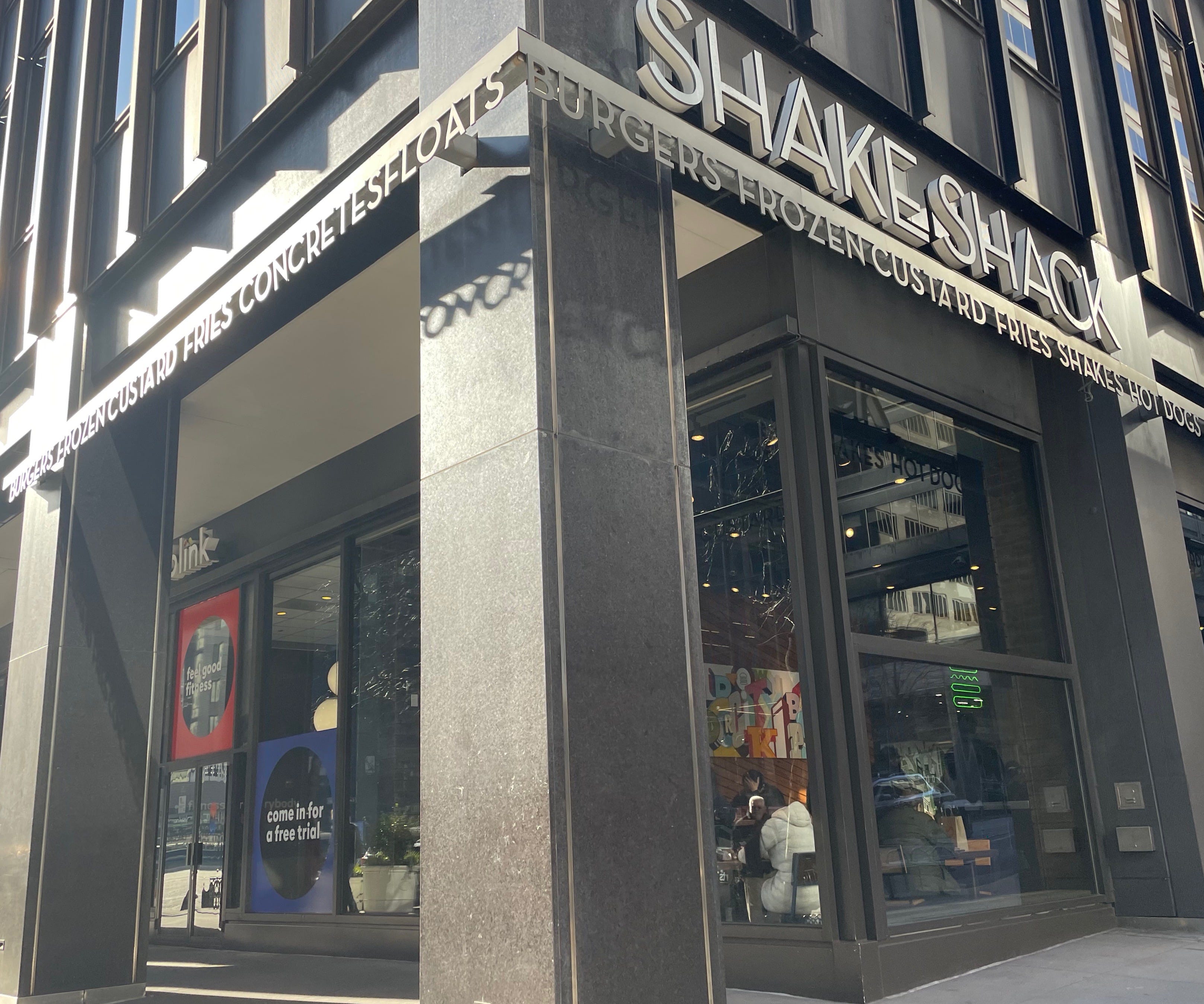 making pals at shake shack: the waiting is the hardest part