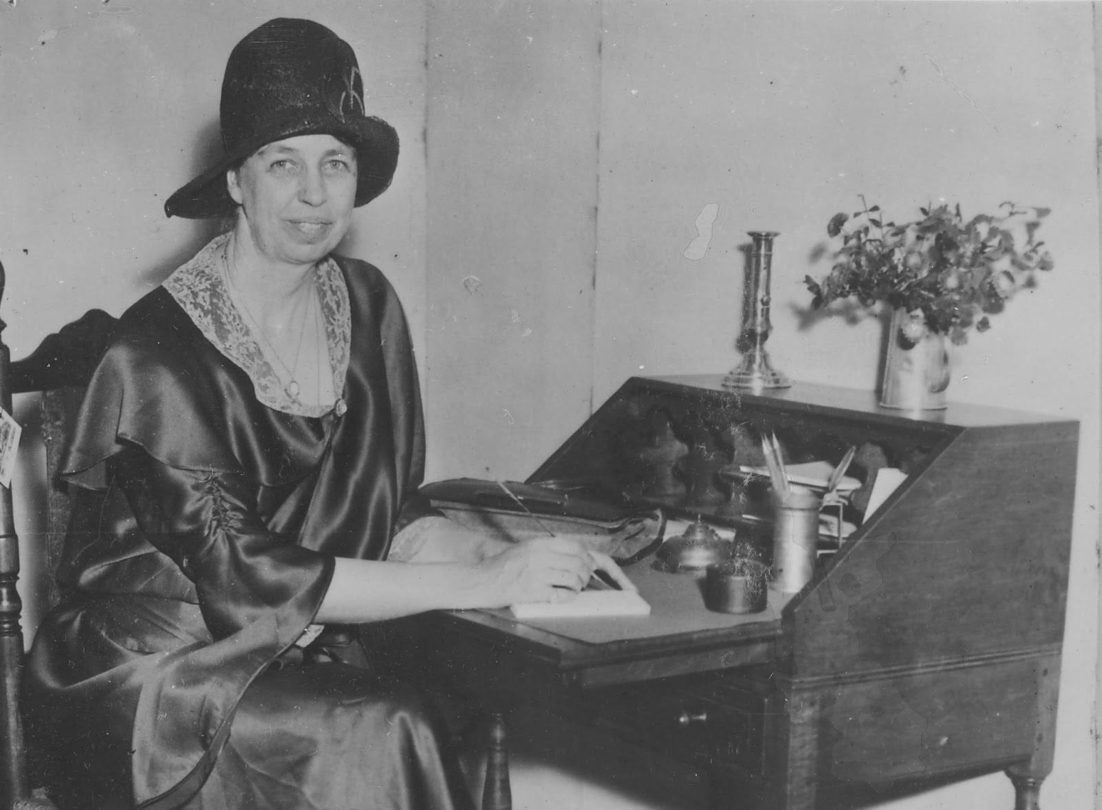 Rare Letters from Eleanor Roosevelt Show Her Warmth for Community ...