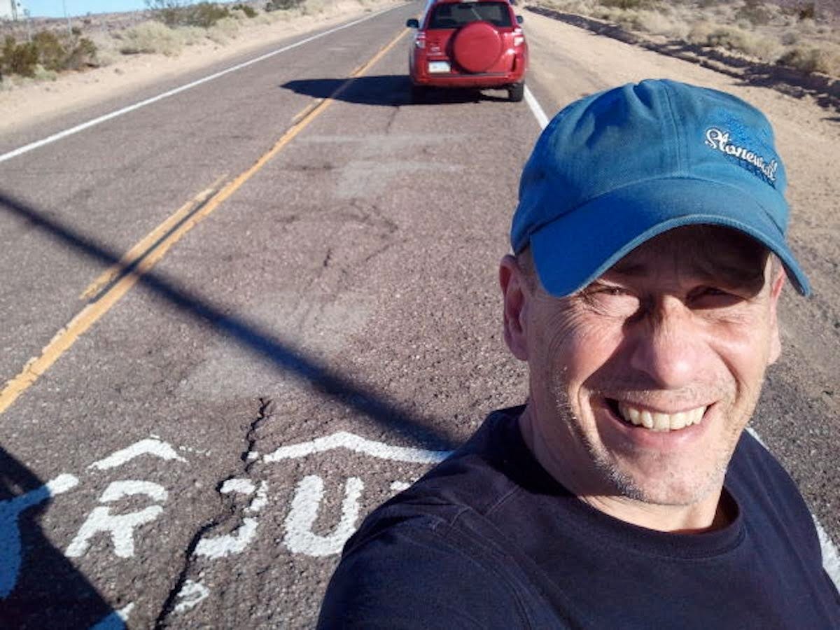 Challenging Experts: A Lone Journalist Confronts John Steinbeck