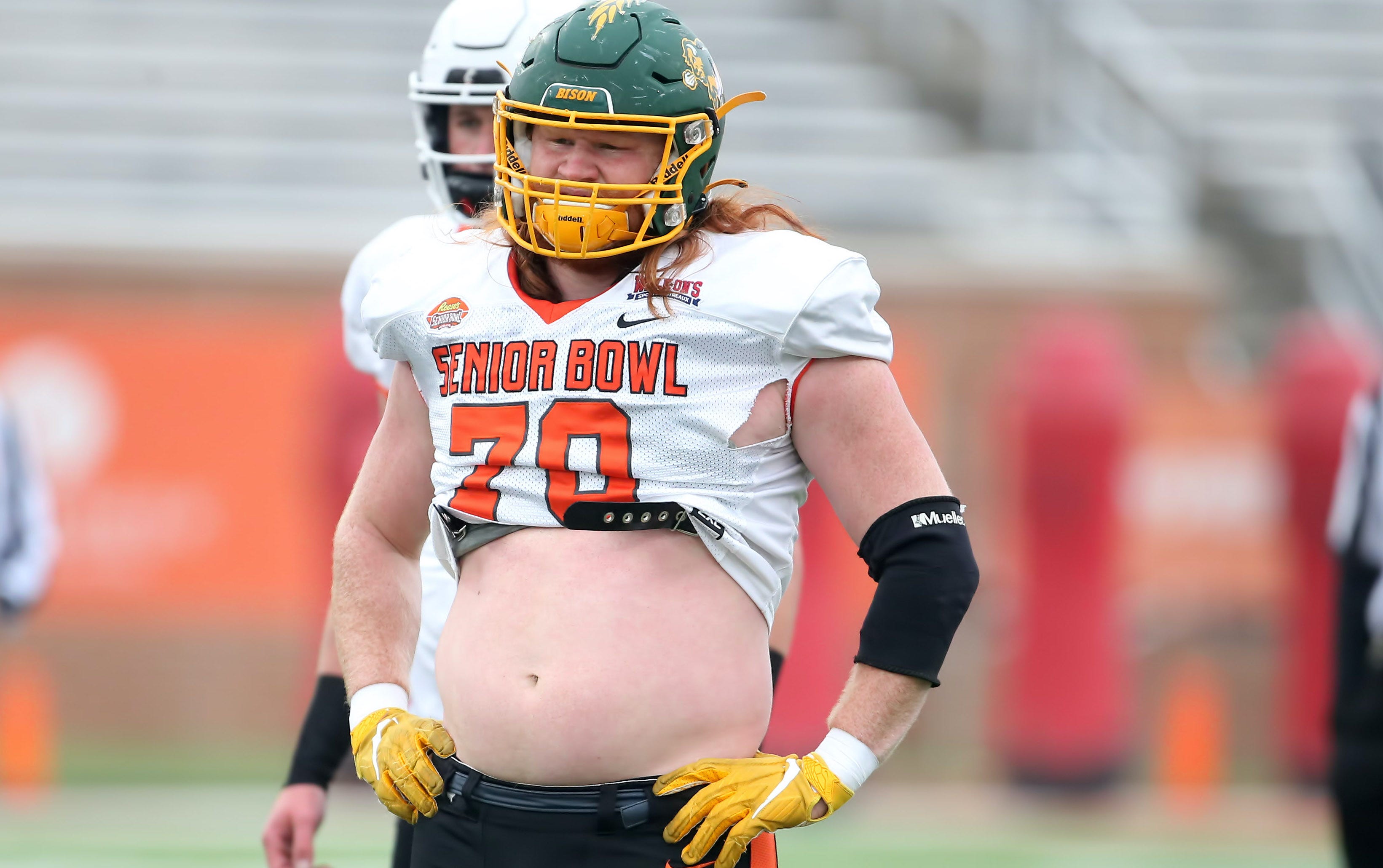 Cody Mauch makes you laugh, then drives you into the dirt