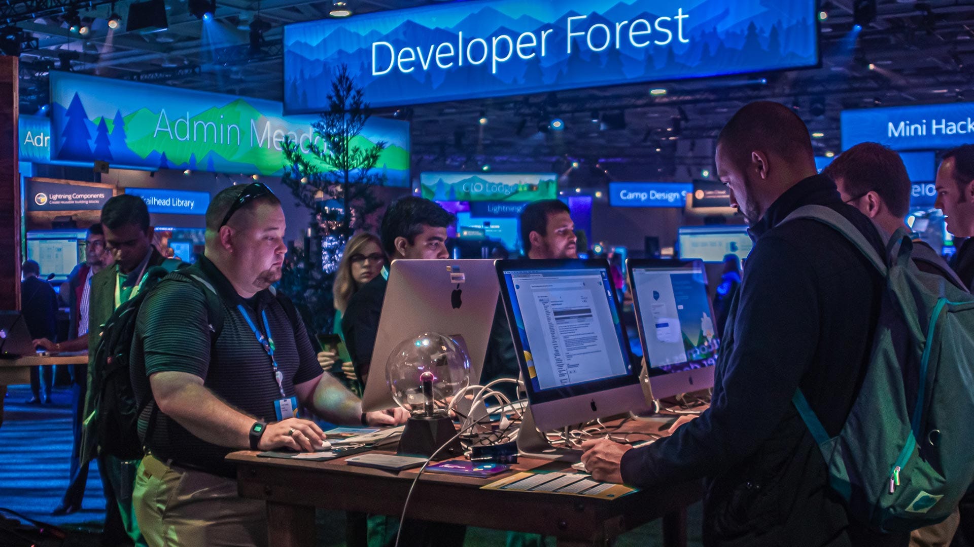 AI Takes Center Stage: The Message Salesforce Must Deliver at Dreamforce