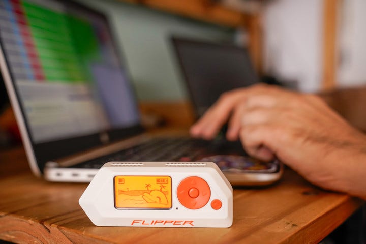 Flipper Zero sin hype: "El dispositivo habla de las tecnologías que usamos"