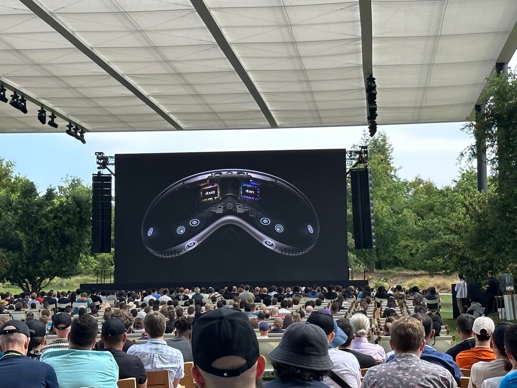 Apple's Headset Moment - by Jason Aten - Undigital