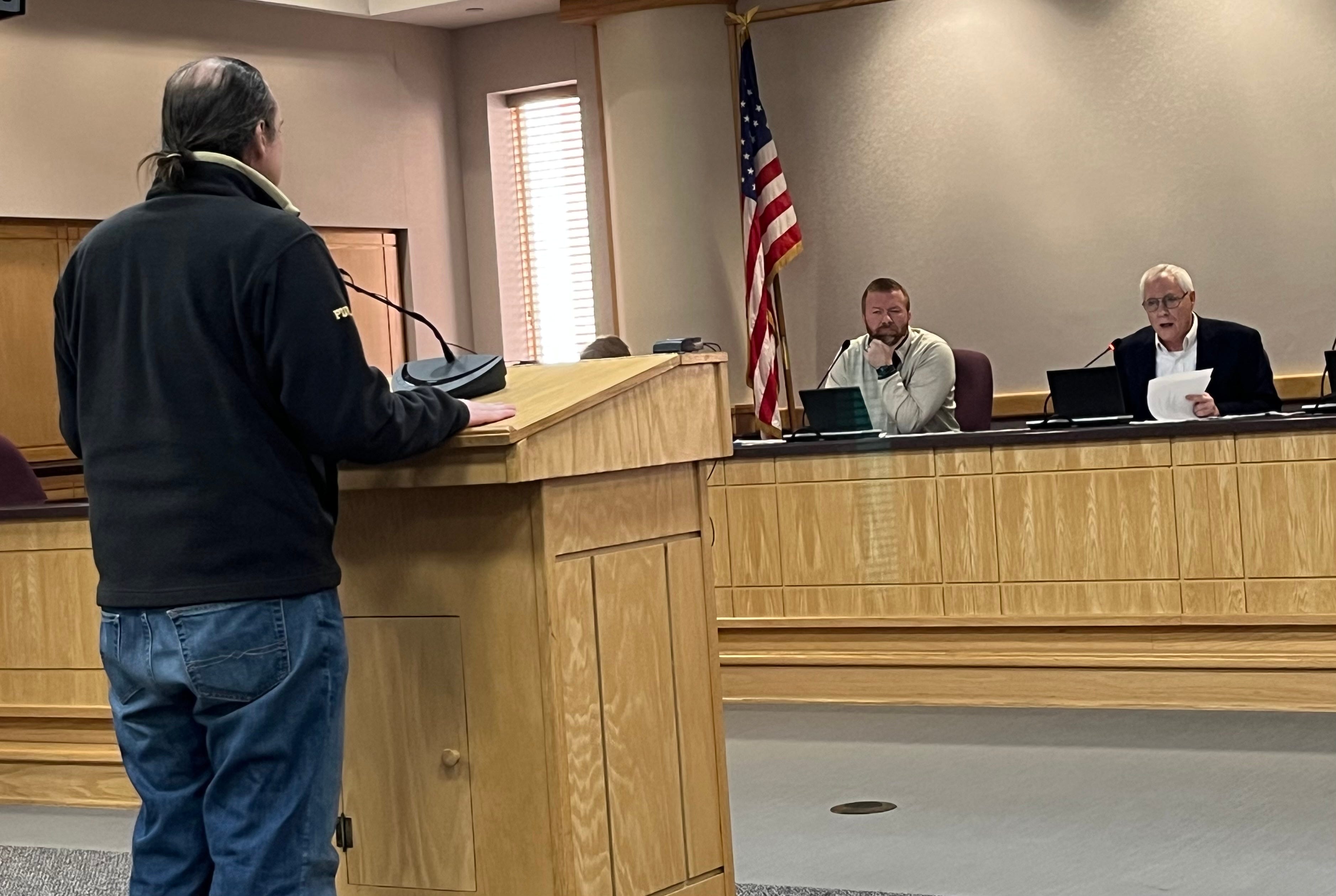 Booted from primary ballot, candidate returns with cleared record ...