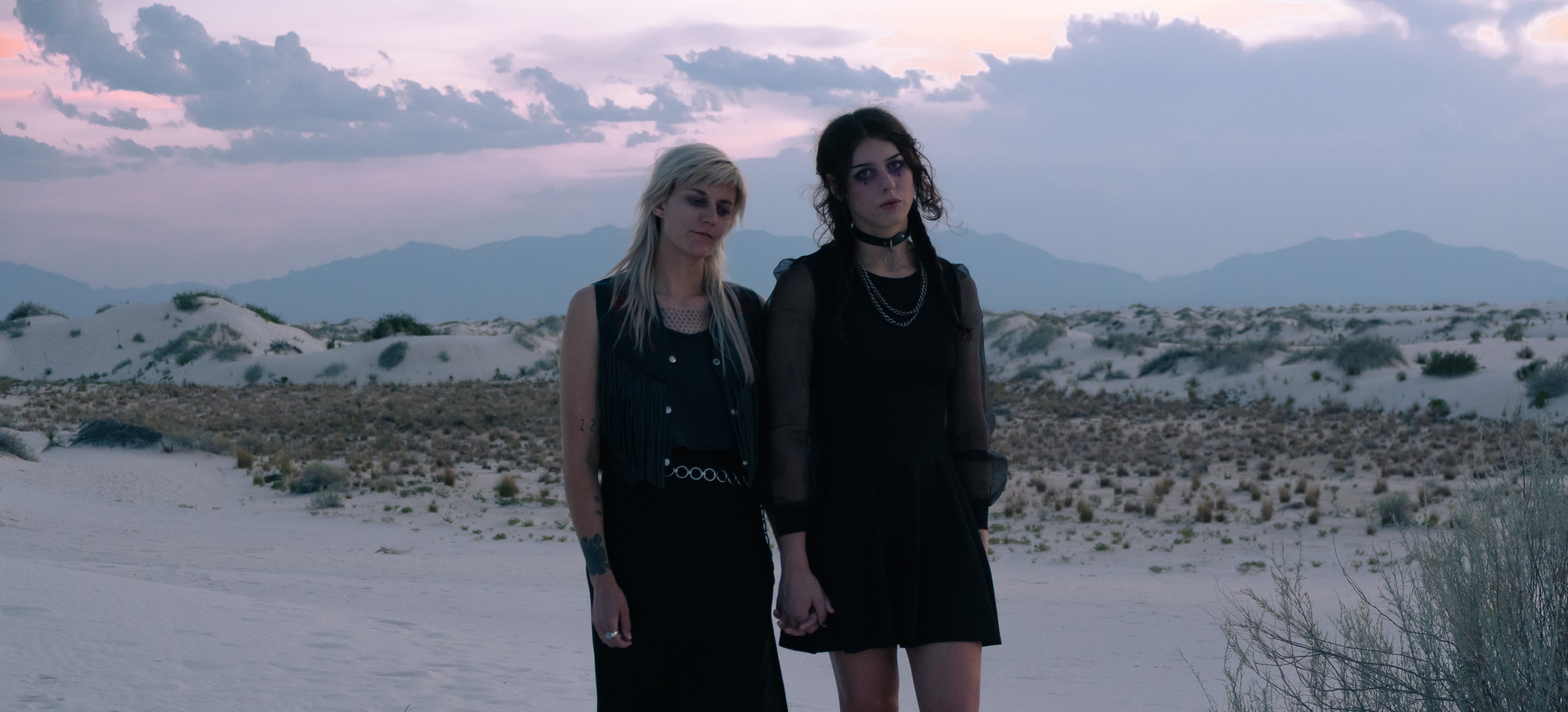 Interview: Midwife - by Miguel Otárola - Loops