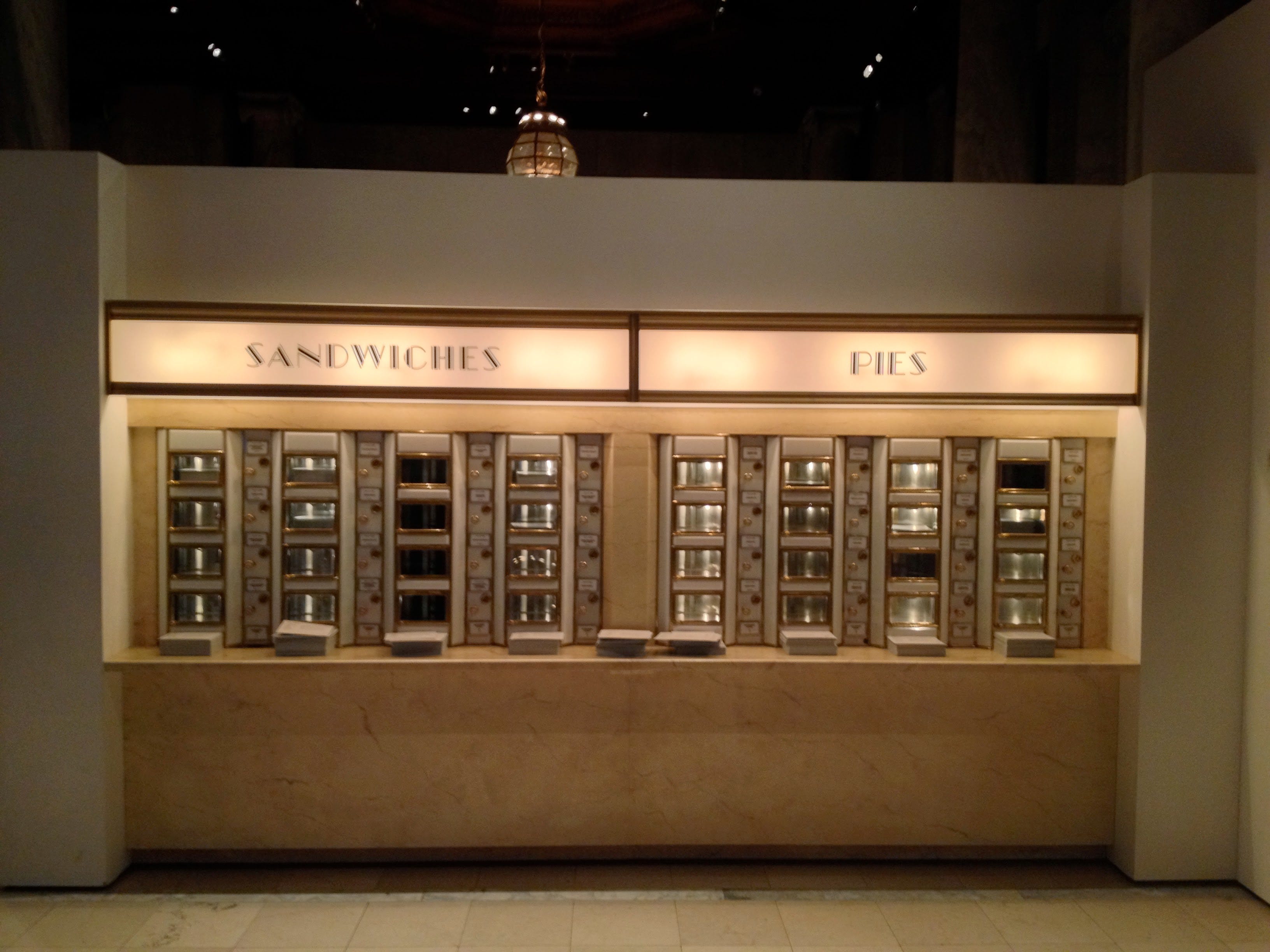 The Automat, fabled chain that closed in 1991, is staging a comeback ...