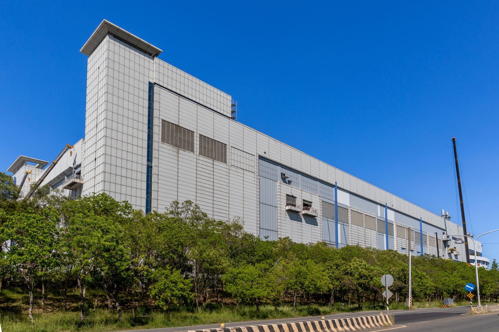 How Micron Completed The Most Critical Part of TSMC’s CoWoS Next to a ...
