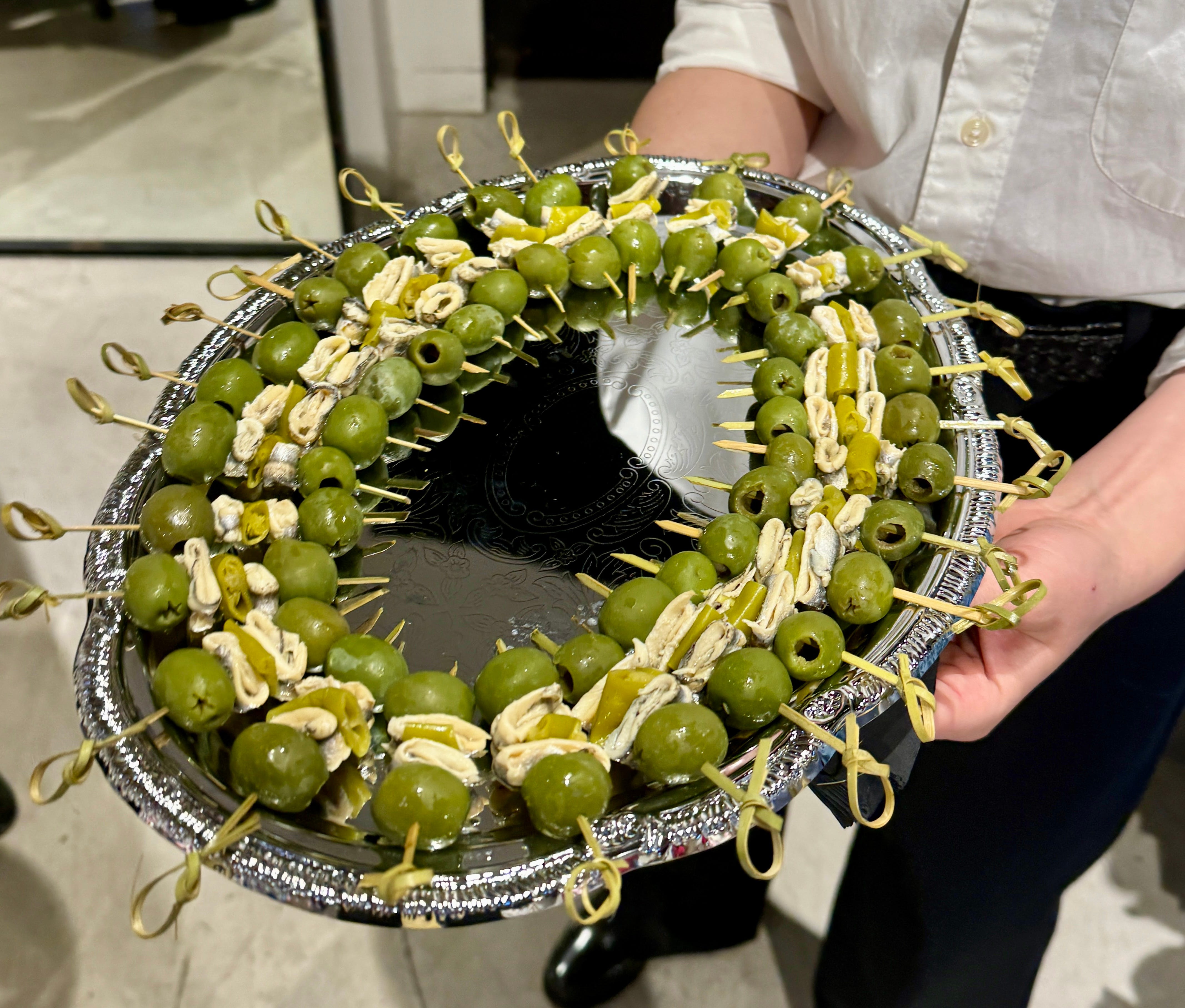 This Might Be The Greatest Bar Snack of All Time