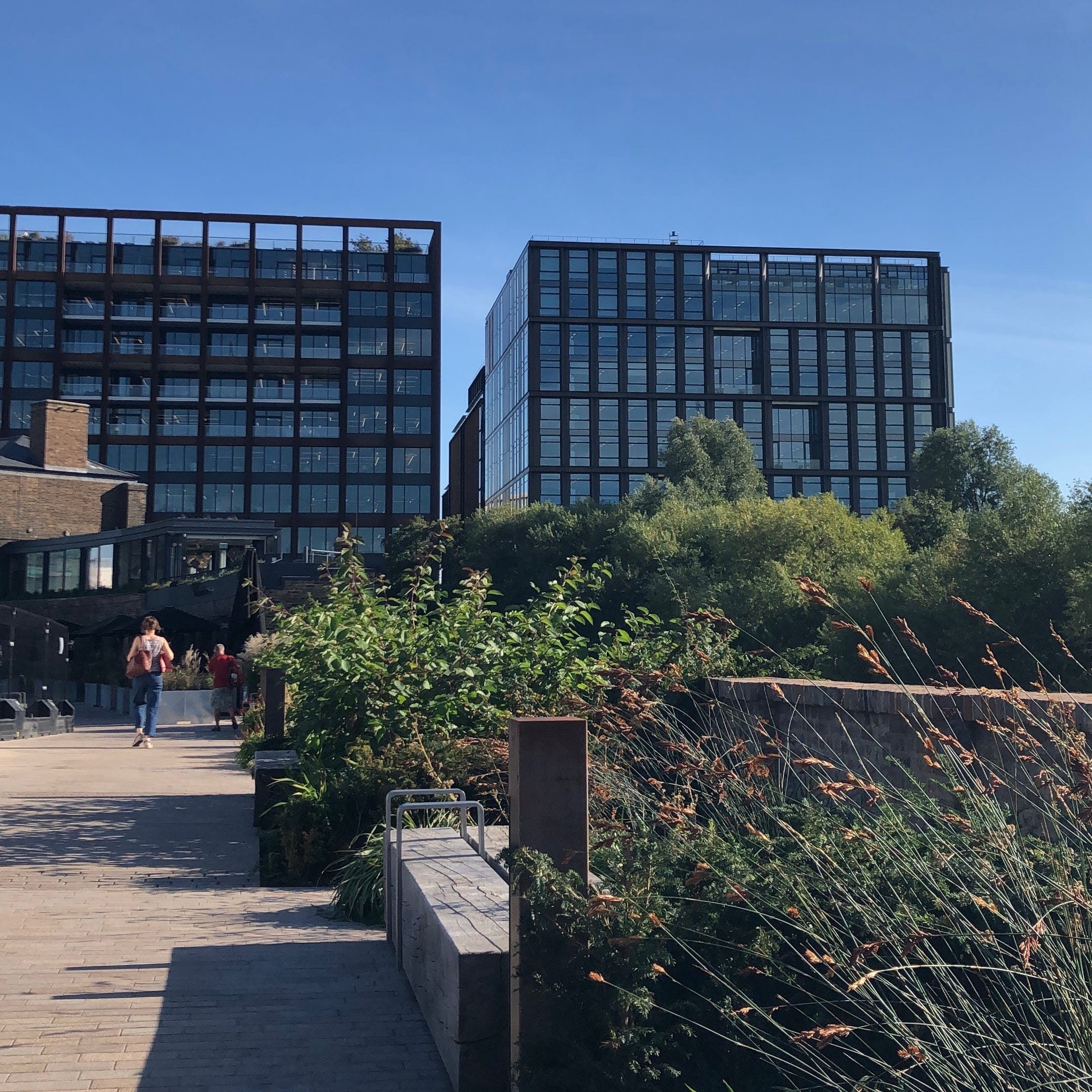 The London Minute: Friday 4 April 2025 - by Michael MacLeod