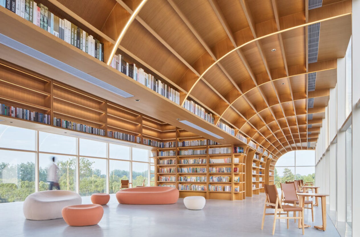 The Rabbit Hole 🕳🐇 issue no.47 - by Patricia