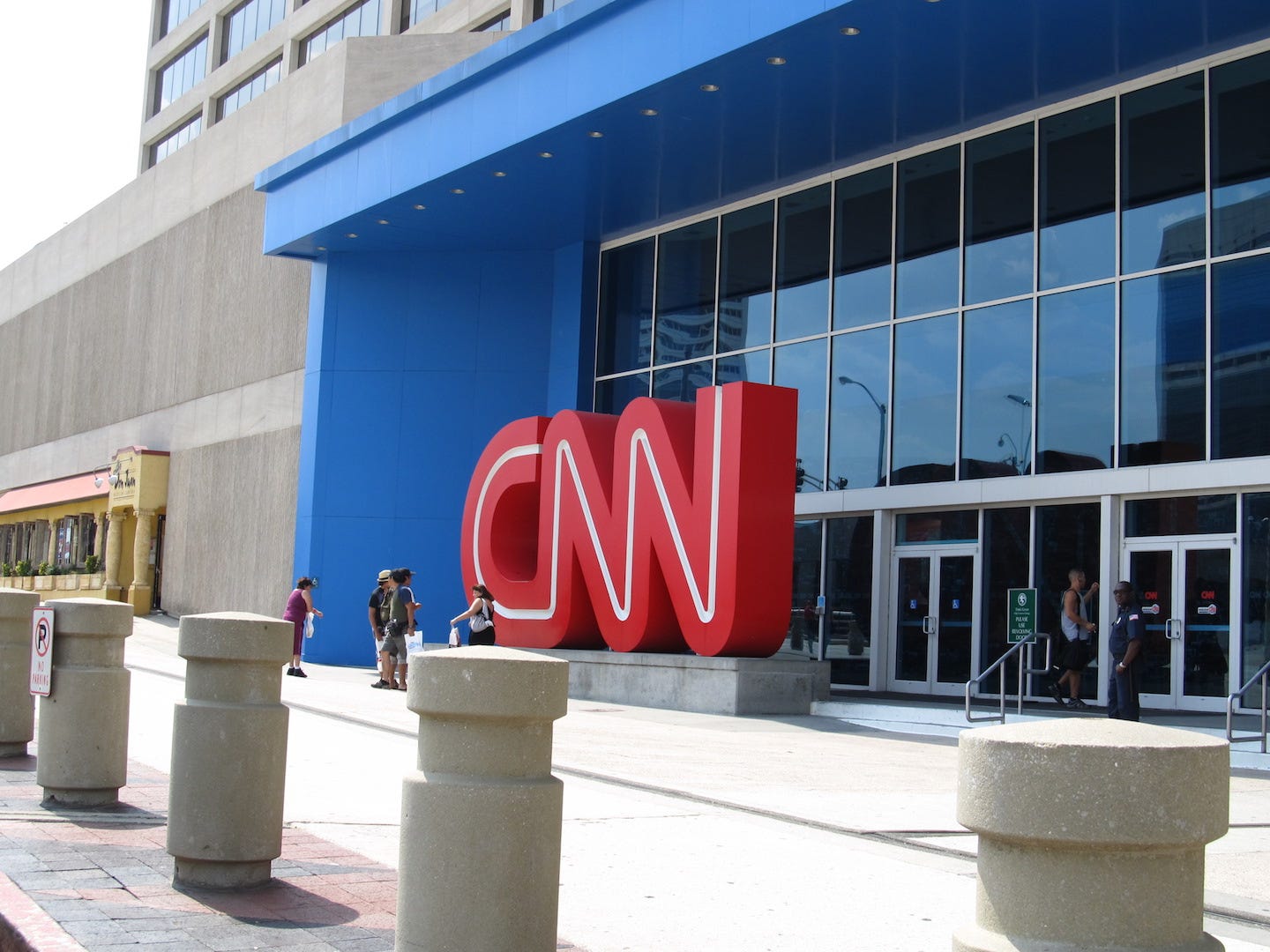 Mainstream media’s demise continues as CNN shuts down all operations in ...