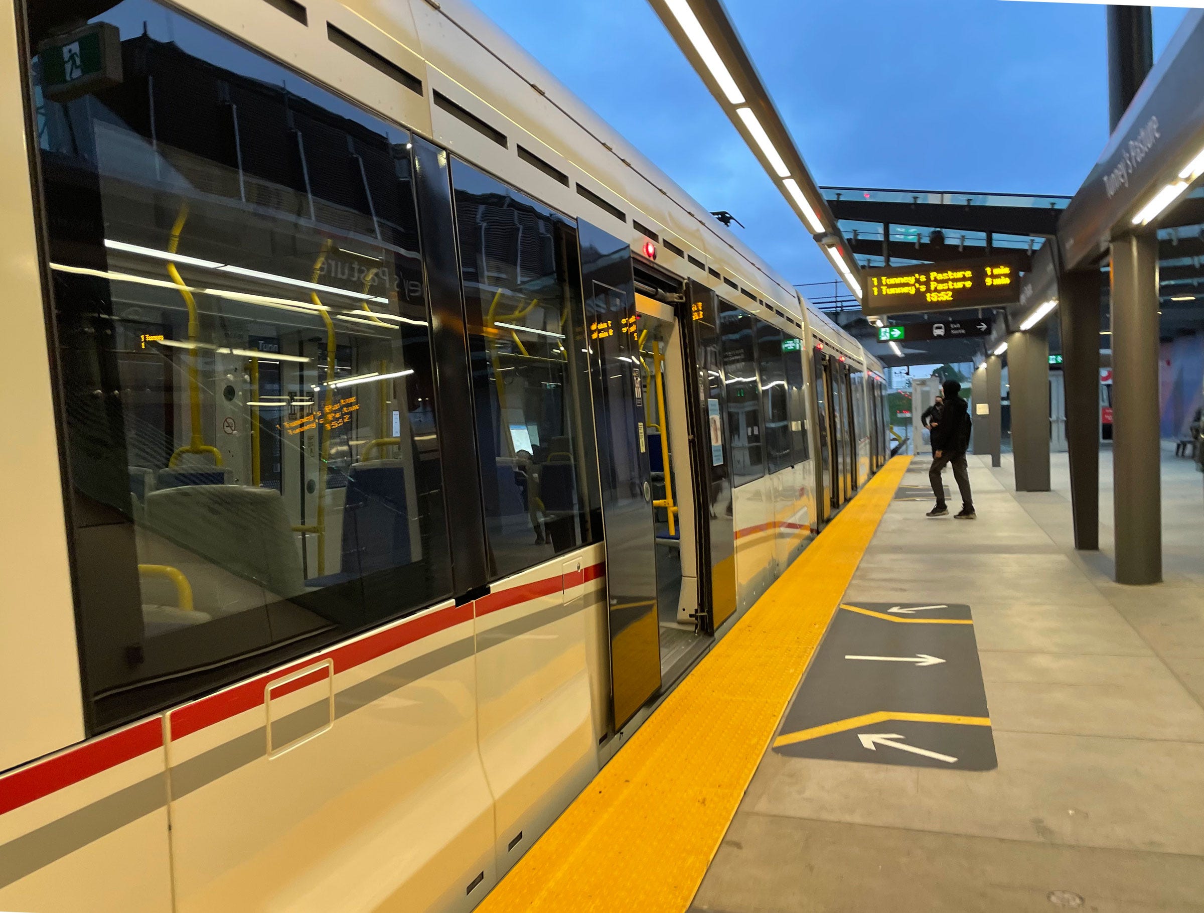 Understanding the O-Train wheel problem - by Glen Gower