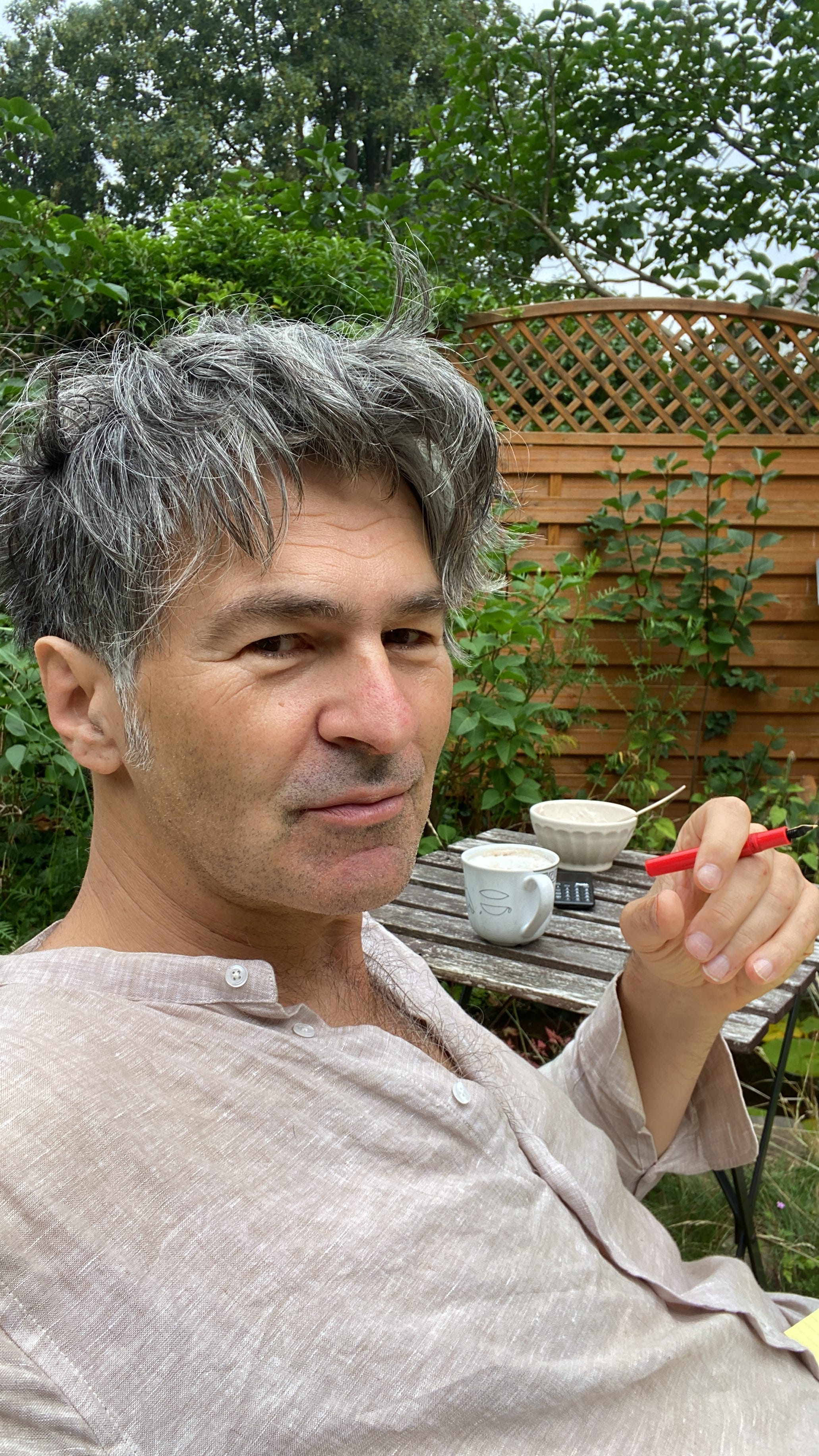 Das Psychogramm einer Jacke - by Mark Scheibe