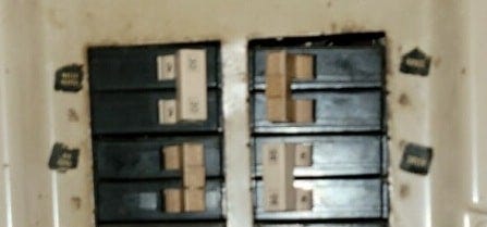 Miswired pedestal causes outlet meltdown! - by Mike Sokol