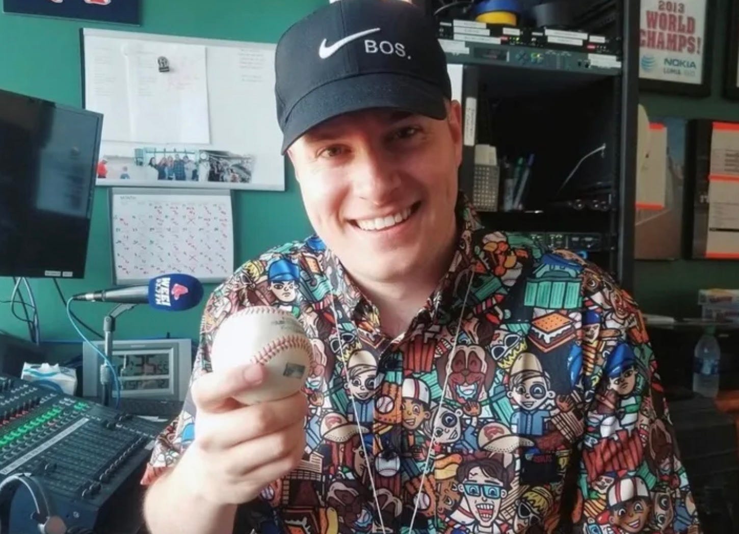 Q&A Exclusive with Red Sox “ITM Podcast" host Steve Perrault: 'Fenway ...