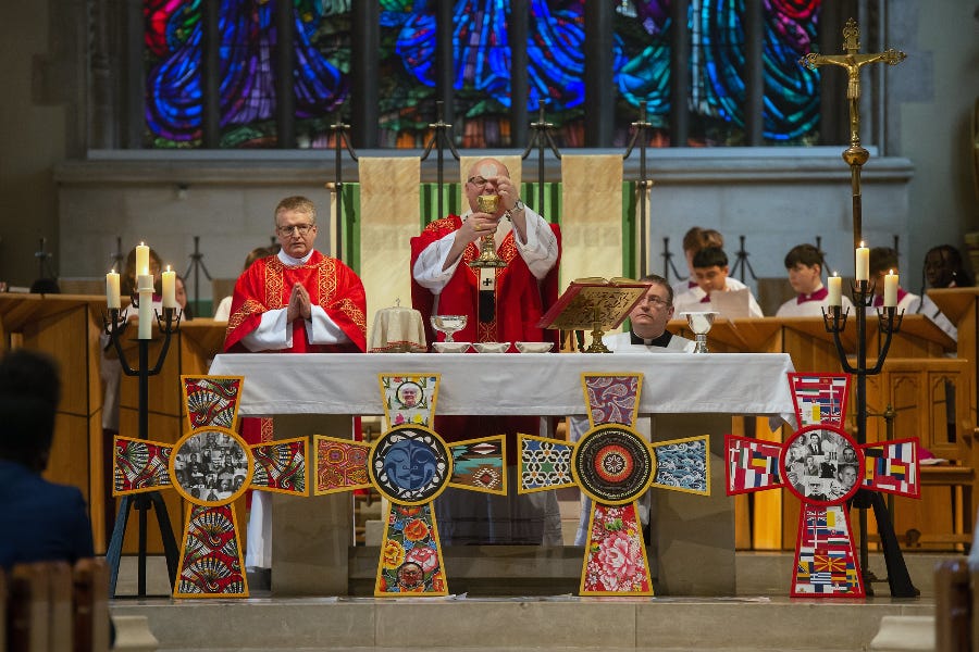 How many people took part in the synod’s diocesan phase?