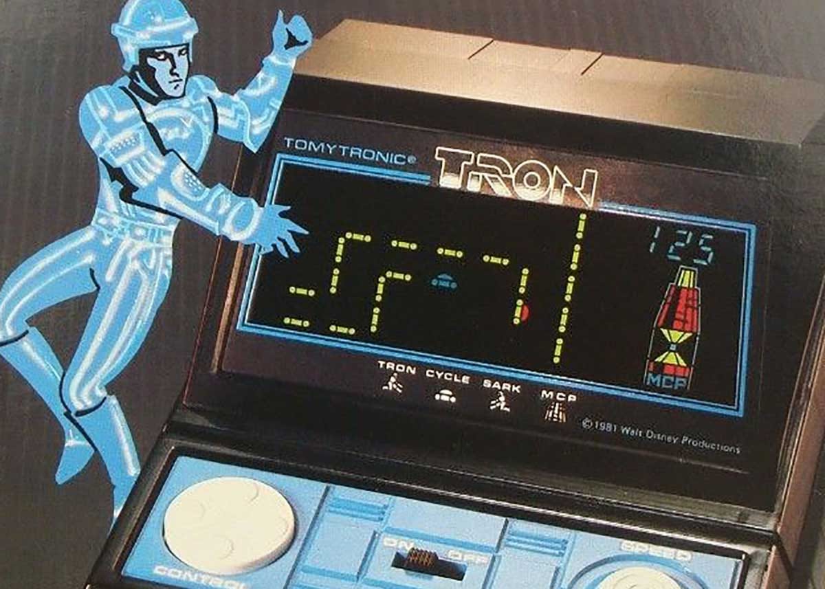 Tomy’s Most Impressive Handheld, “Tron” - The Retroist